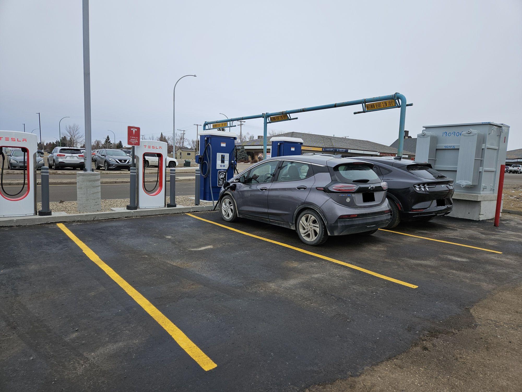 Parkland Mall (FLO) | Yorkton, SK | EV Station