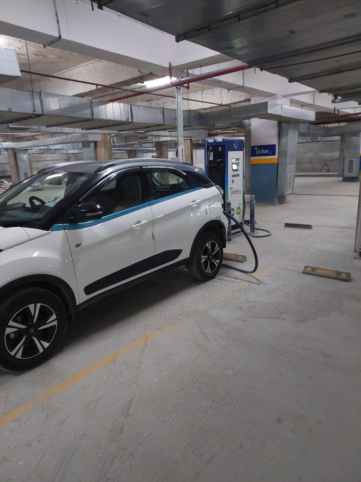 FBD One Corporate Park | Faridabad, HR | EV Station