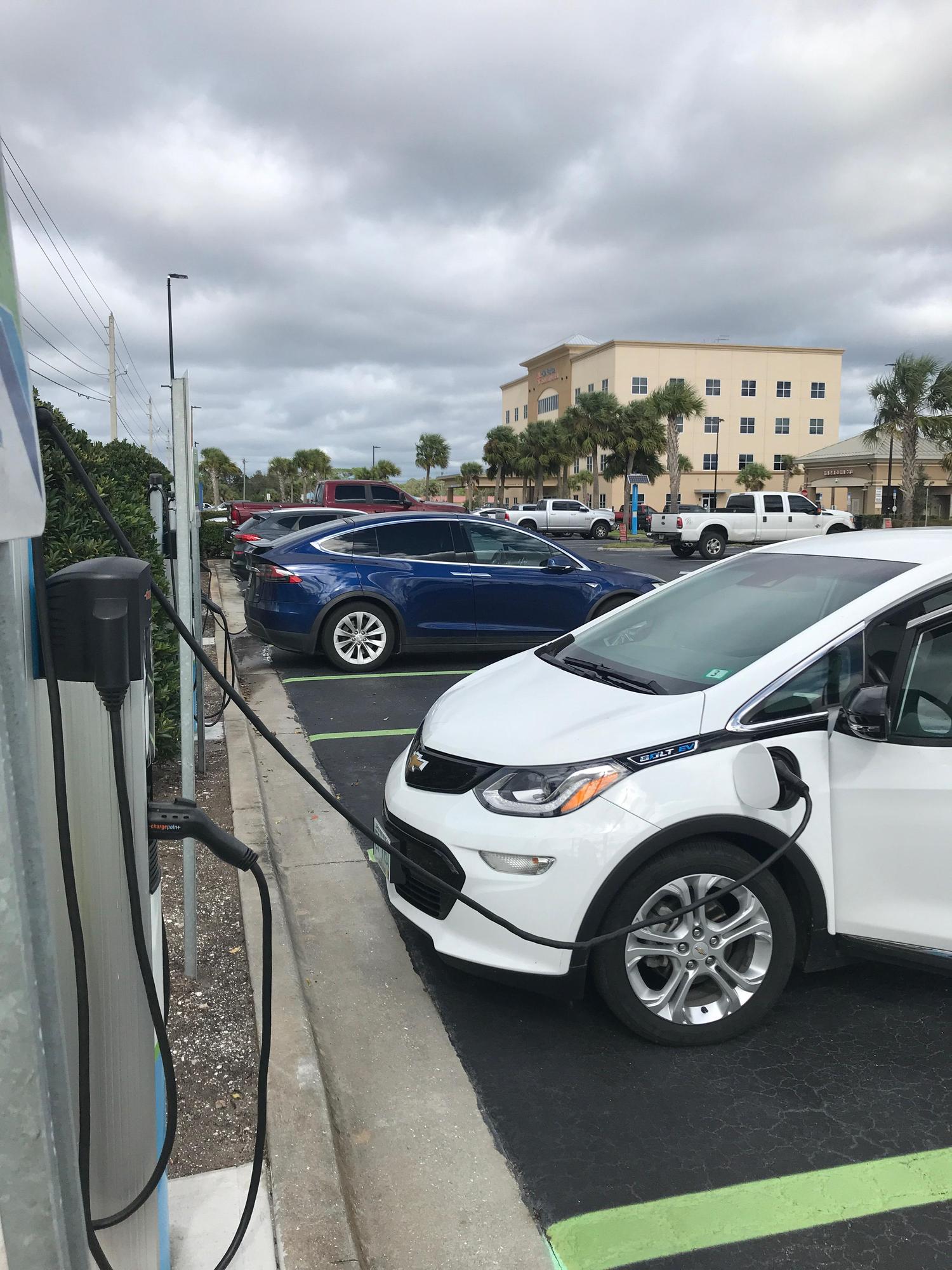 HCA Florida Raulerson Hospital | Okeechobee, FL | EV Station