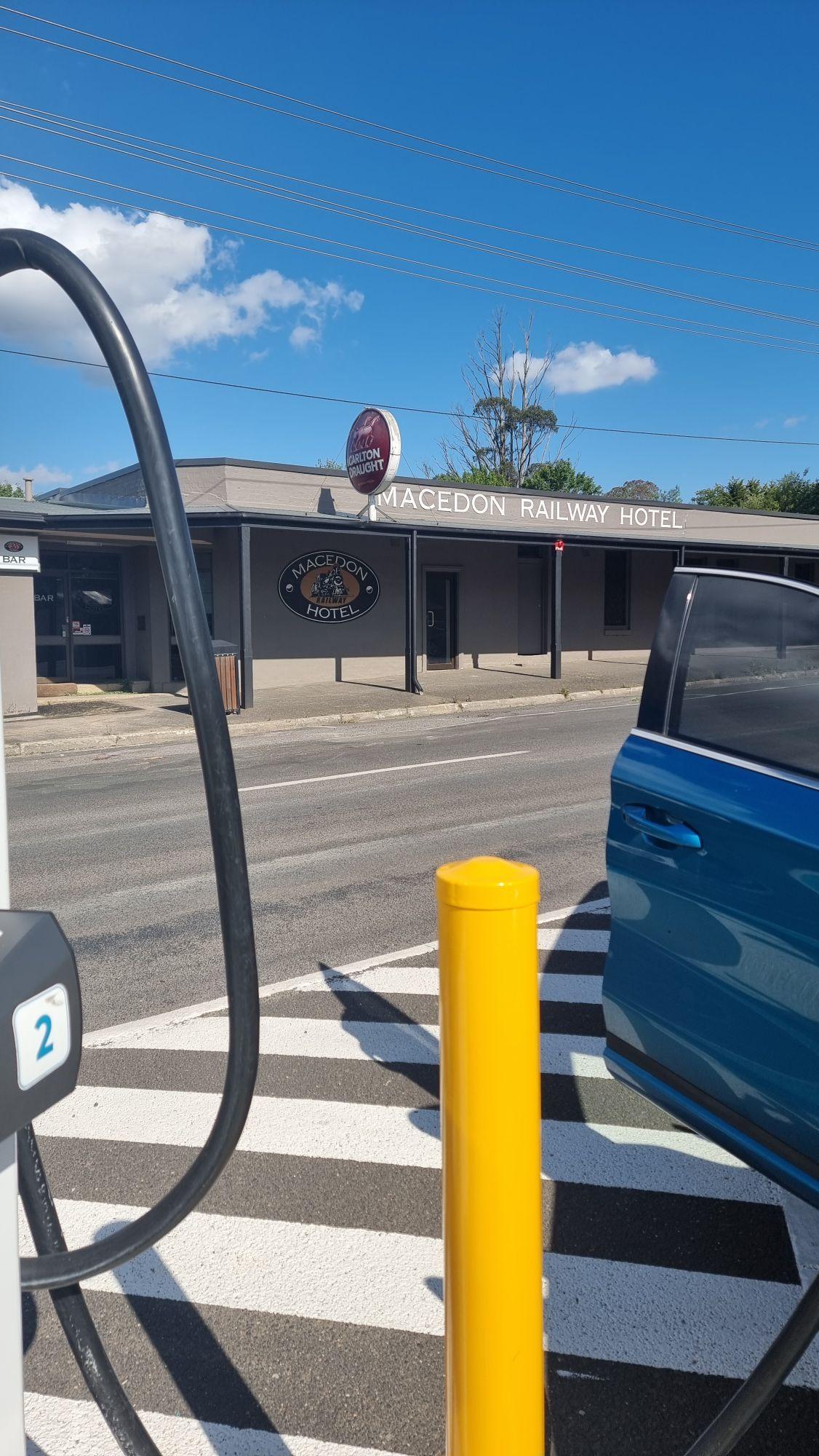 Macedon Village Hotel | Macedon, VIC | EV Station