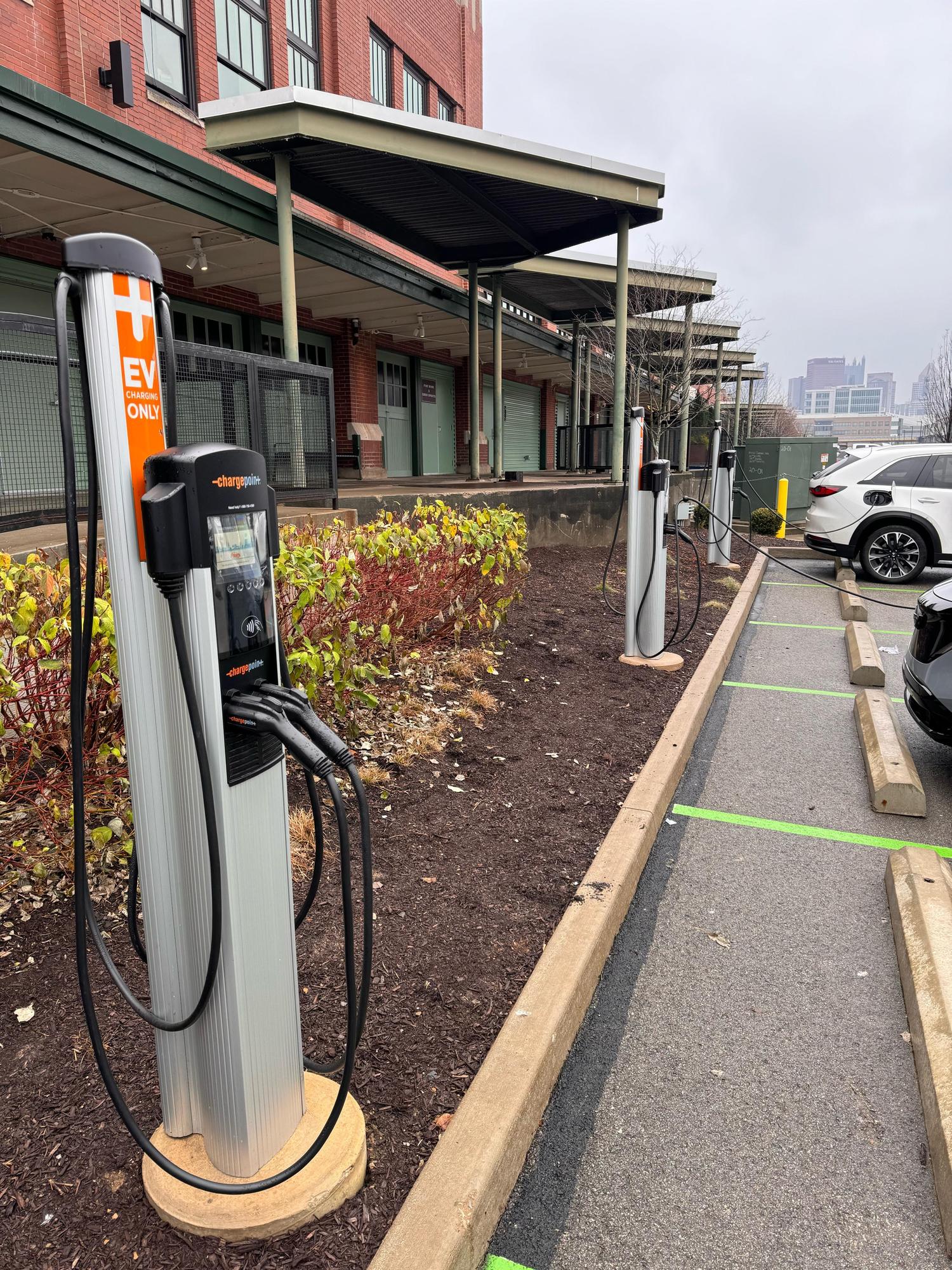 Strip District Terminal Parking Lot | Pittsburgh, PA | EV Station