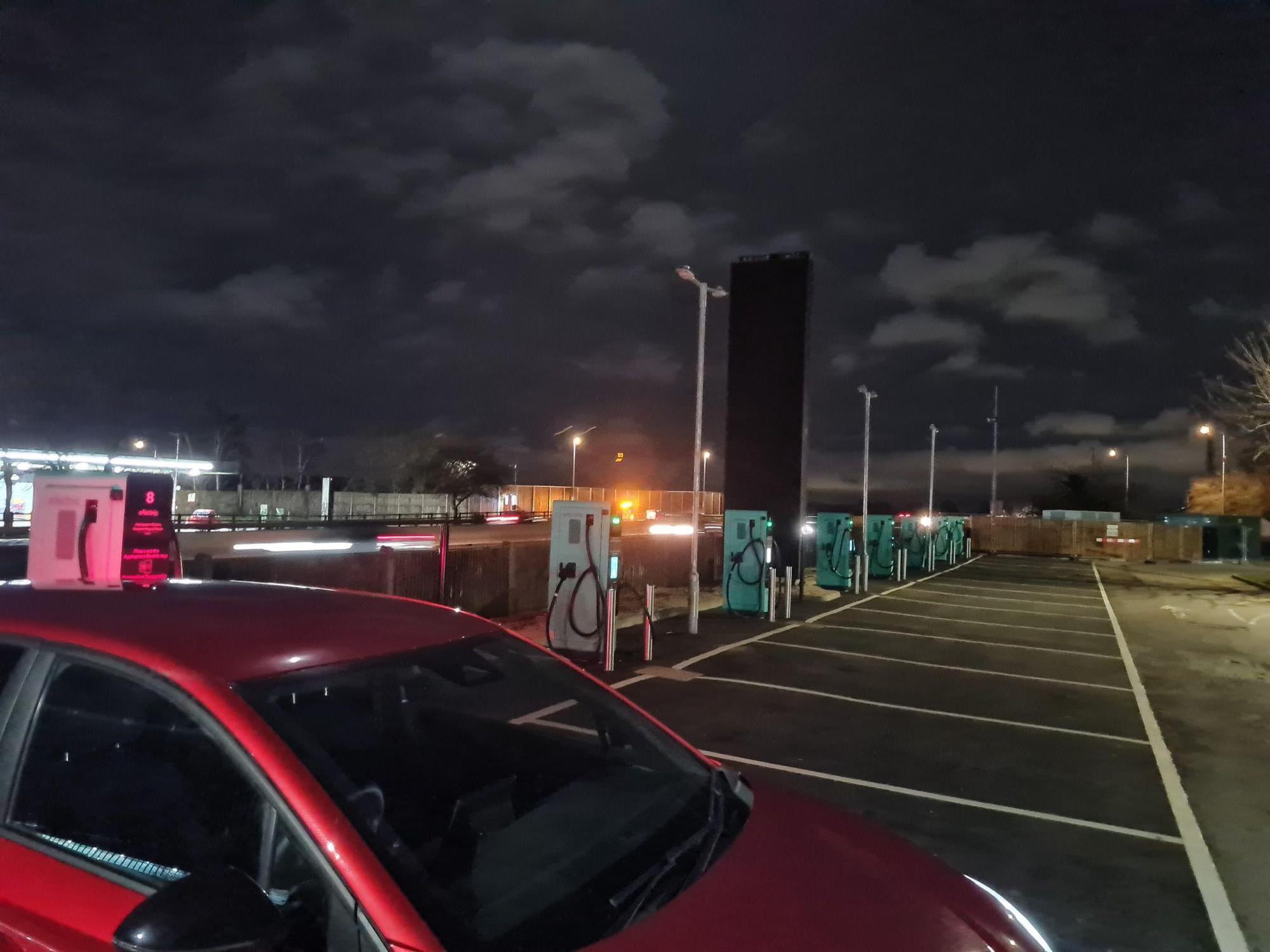 Newport Pagnell Northbound Services M1 (2) | Welcome Break Services, M1 ...