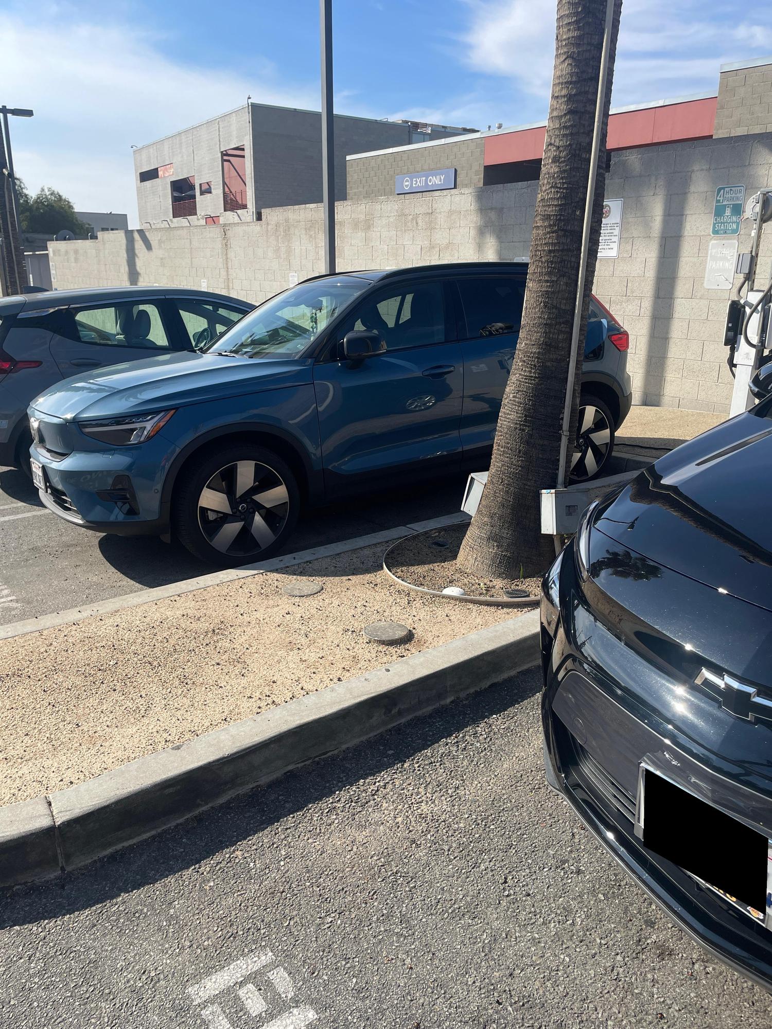 Hollenbeck Community Police Station | Los Angeles, CA | EV Station