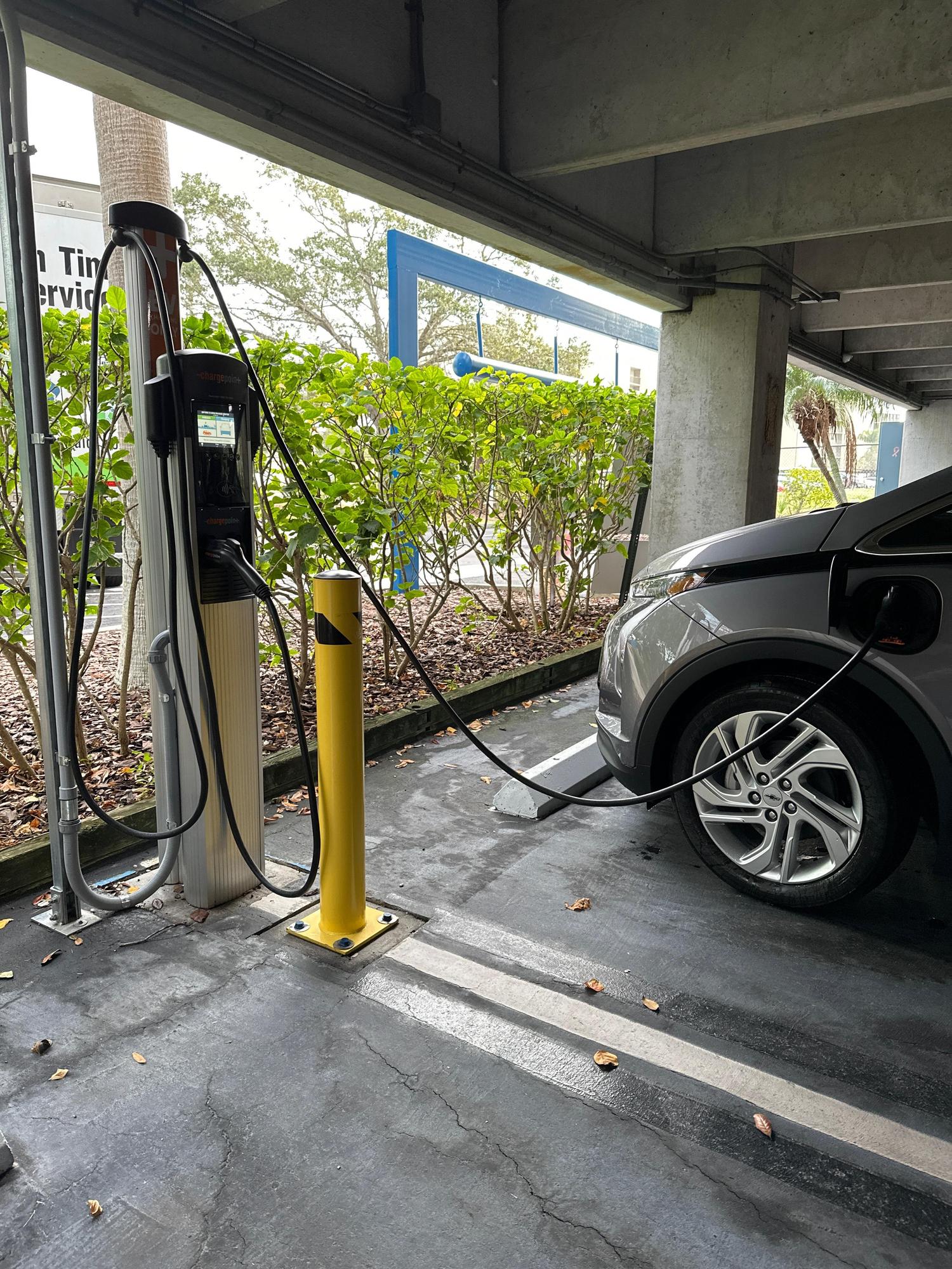 Bayside Center | Clearwater, FL | EV Station