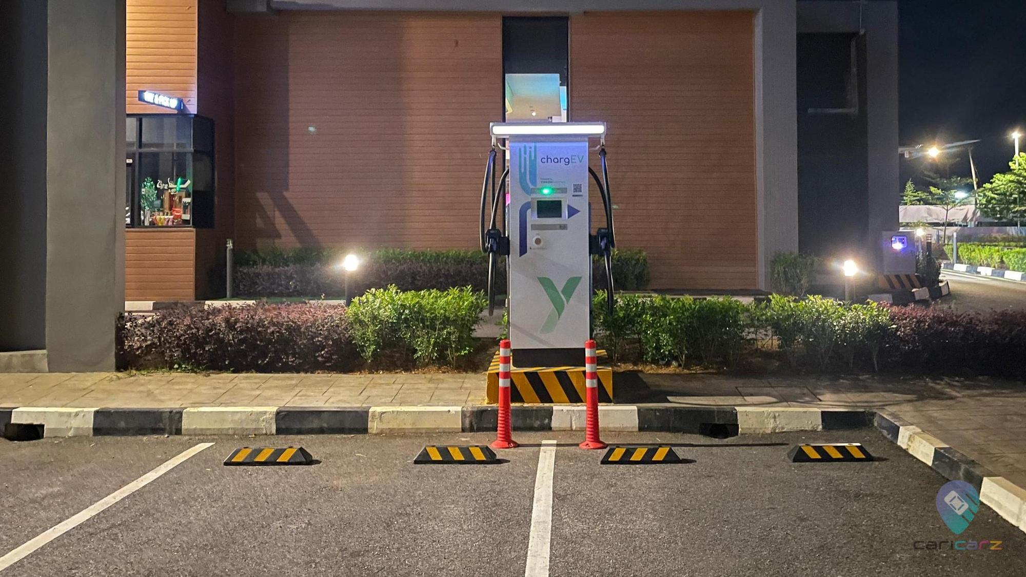 Starbucks Changlun DT | Changlun, Kedah | EV Station