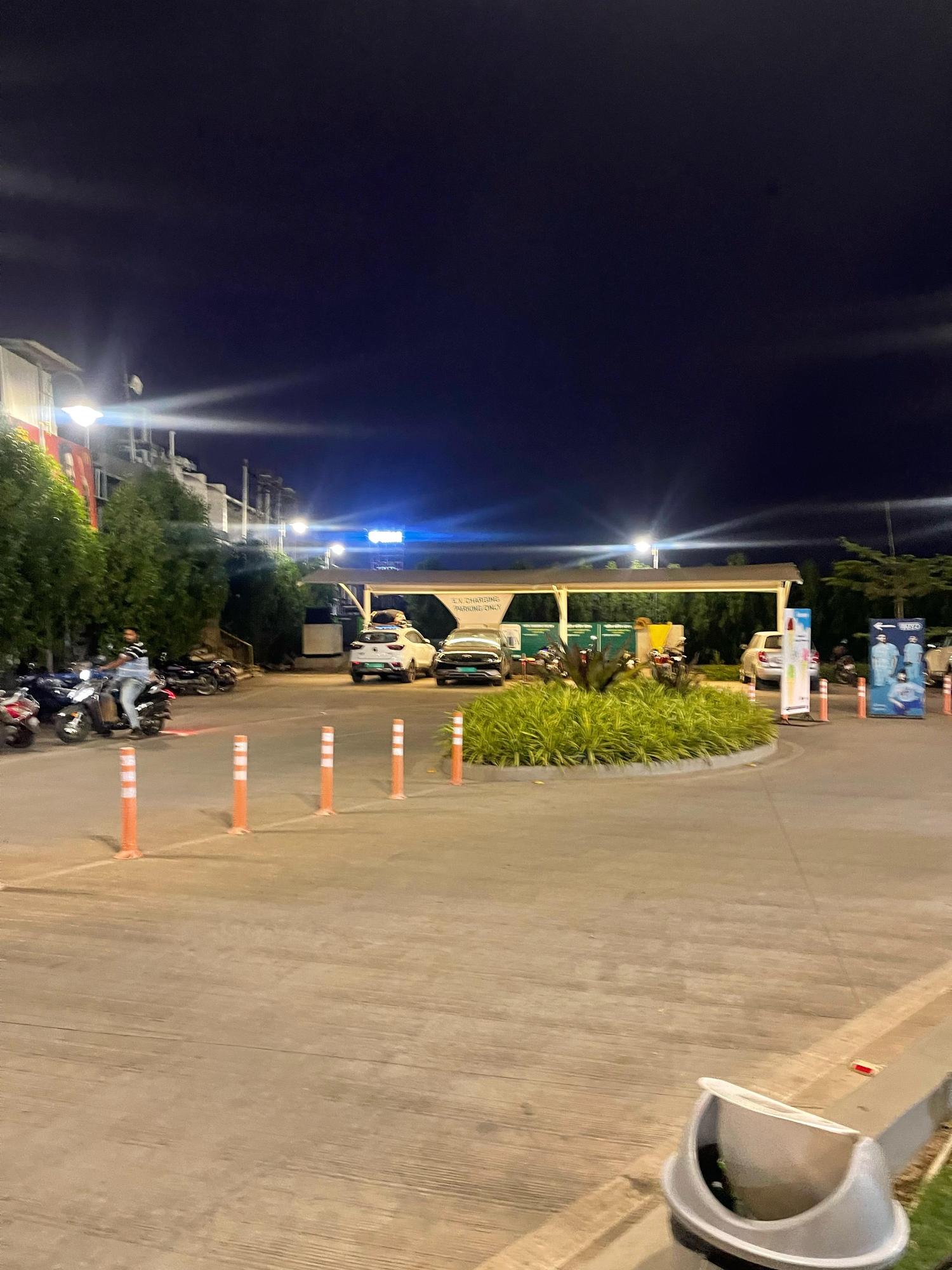 McDonald's Viraj Junction | Koganoli, KA | EV Station