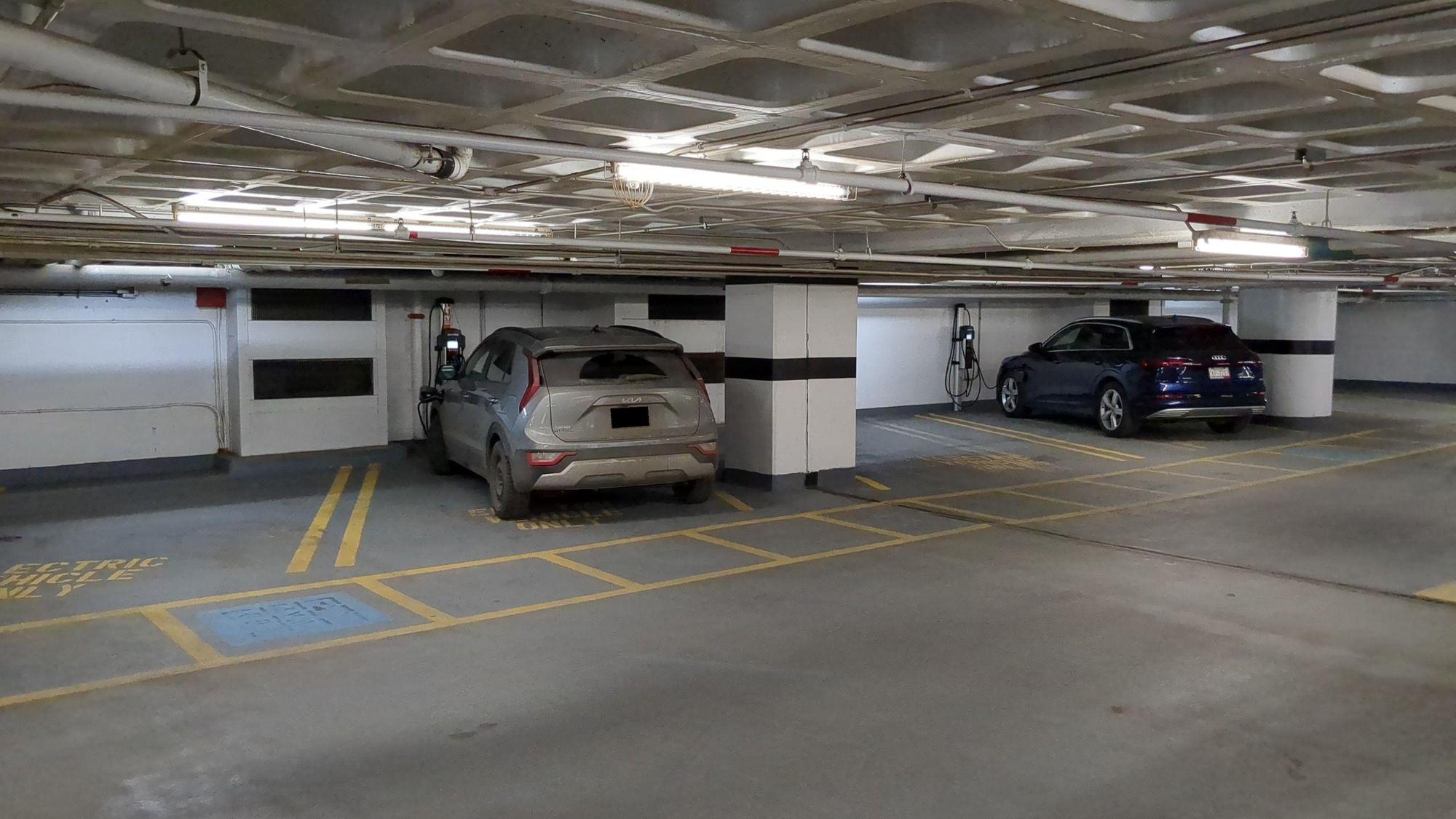 Edmonton Public Library Parkade | Edmonton, AB | EV Station