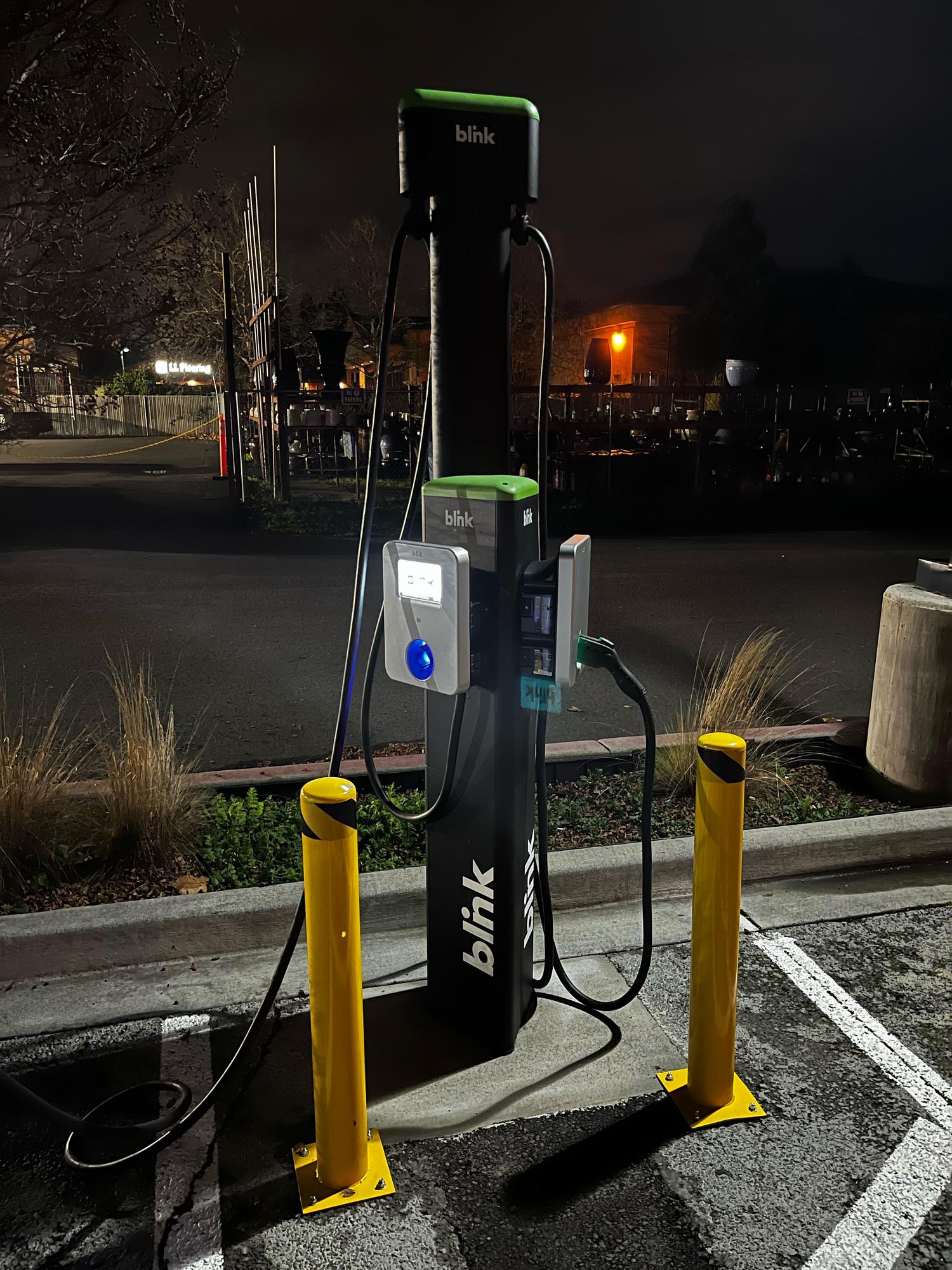 Firestone Complete Auto Care | Santa Rosa, CA | EV Station