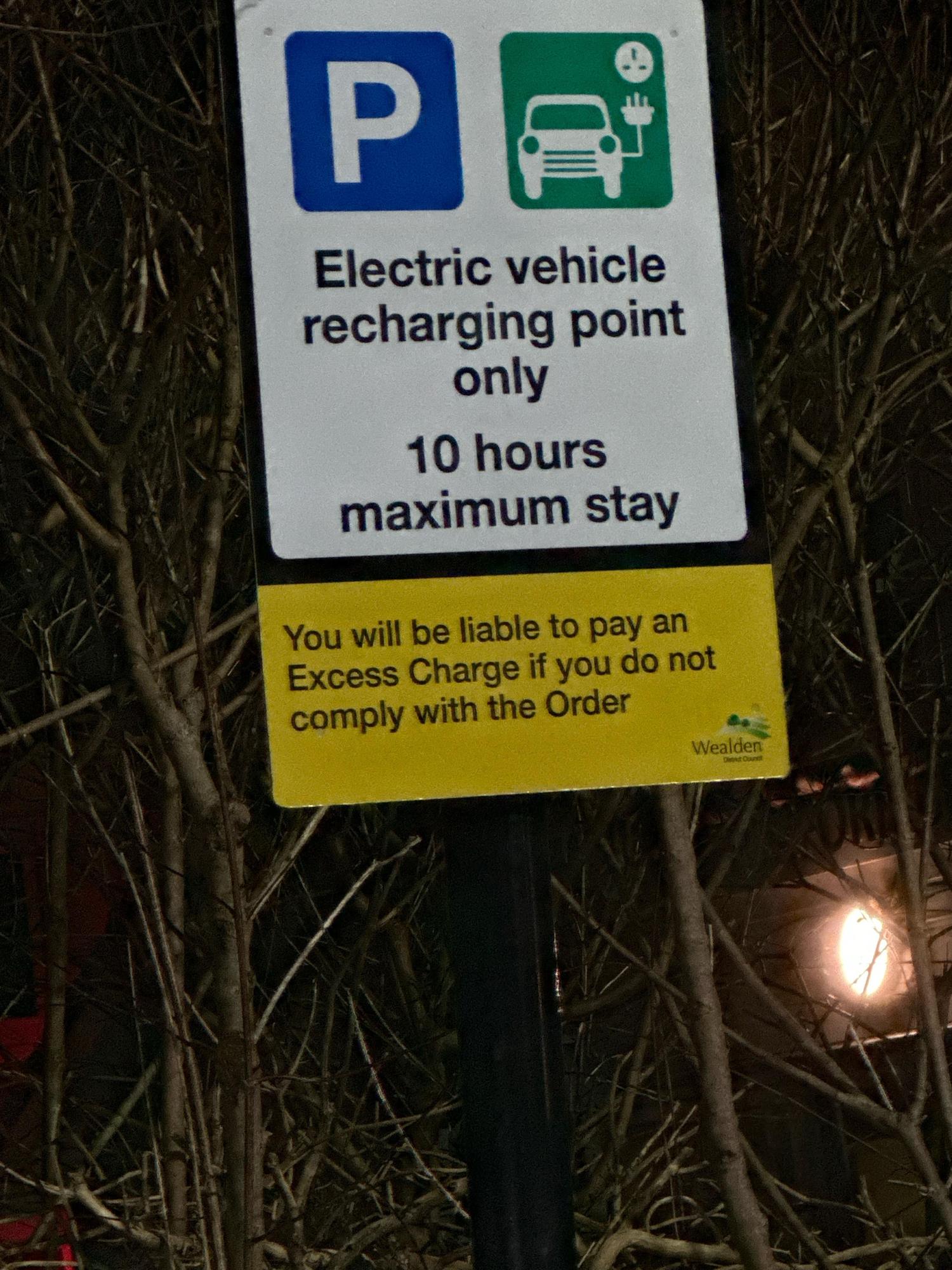 Luxford Field Car Park | High St , Uckfield , TN22 1AP ,UK | EV Station
