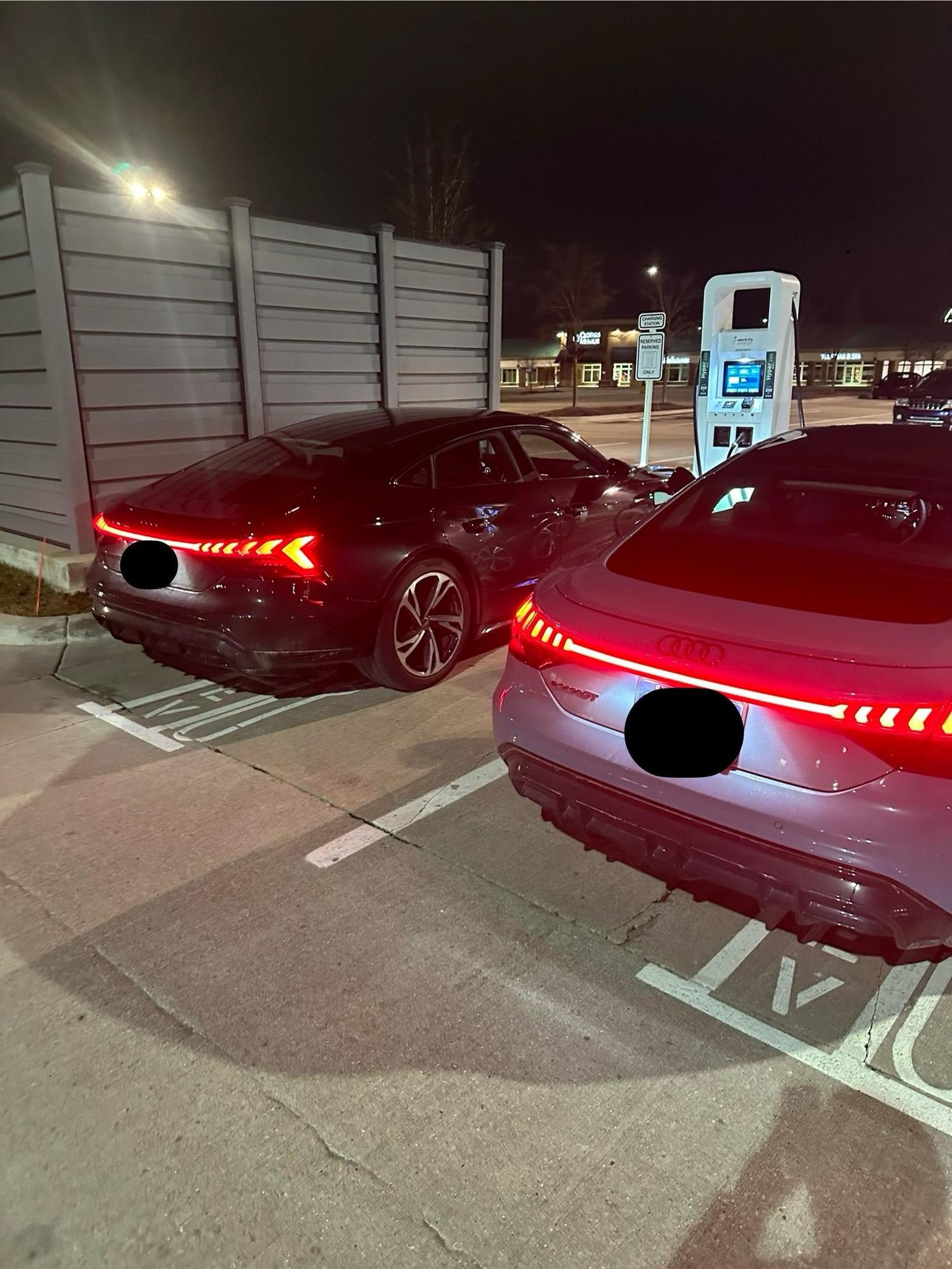 Walmart Supercenter | Novi, MI | EV Station