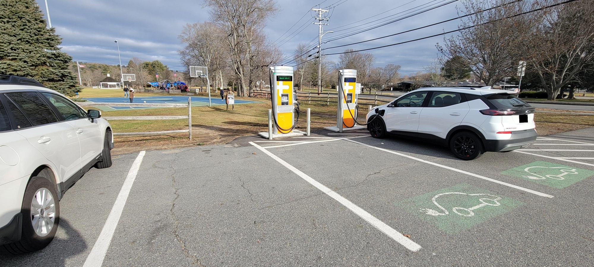 Patton Park | Hamilton, MA | EV Station