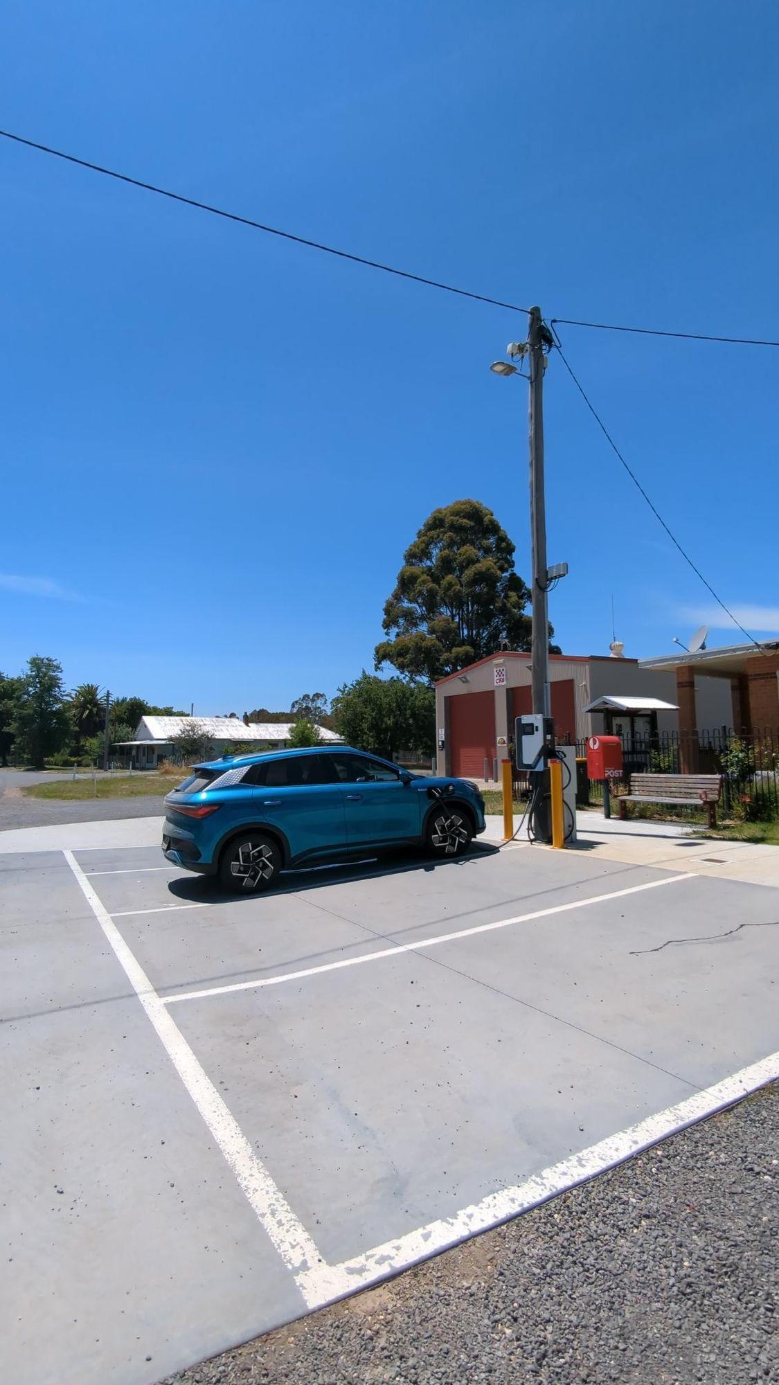 Pyrenees Shire Council | Amphitheatre, VIC | EV Station
