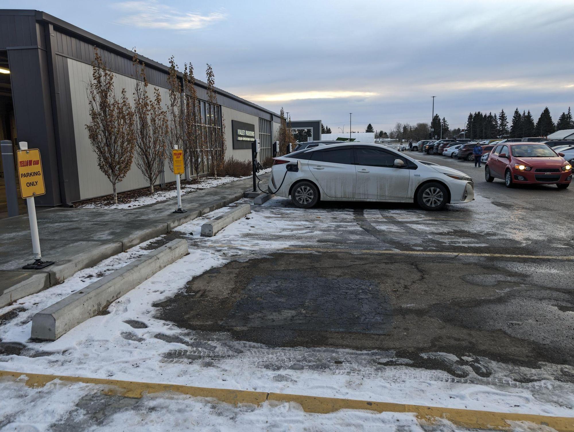 West Edmonton Mall | Edmonton, AB | EV Station