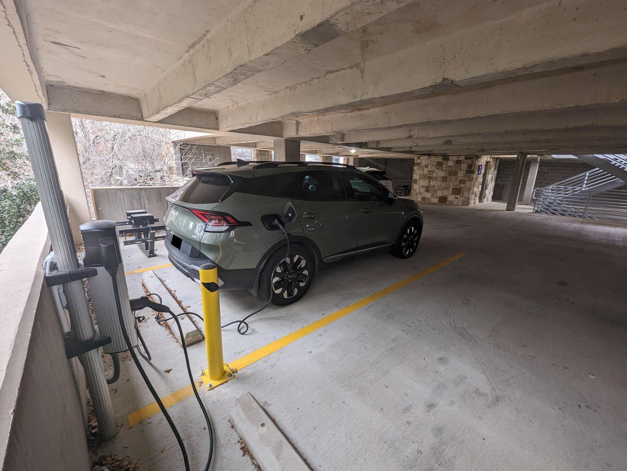 1221 S MoPac Expy Building | Austin, TX | EV Station