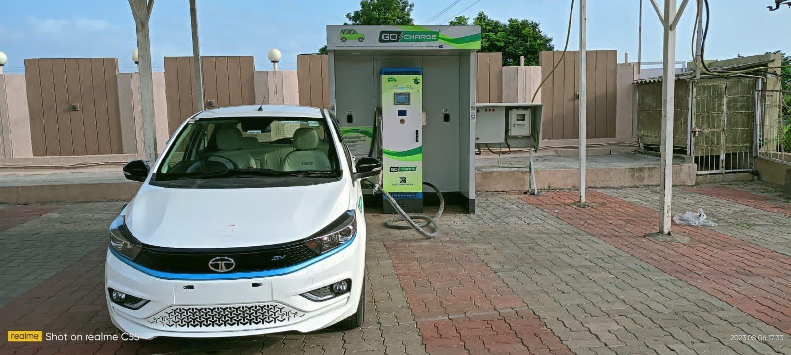 Hotel Comfy | Mehsana, GJ | EV Station