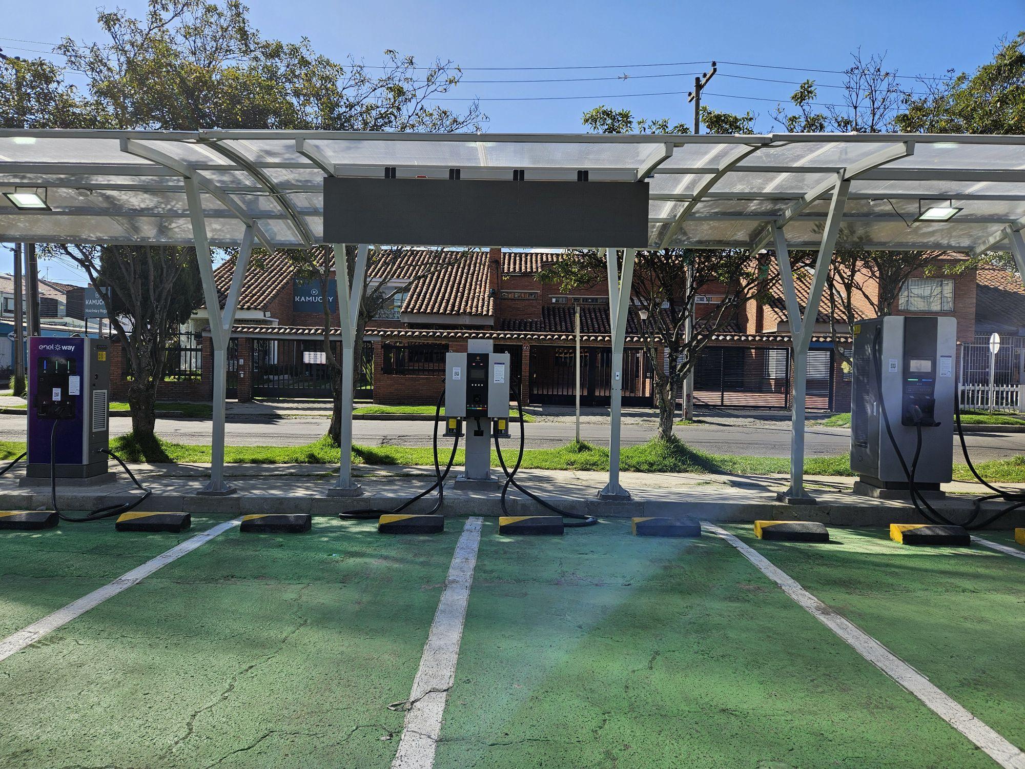 Carulla Alhambra | Bogotá, Bogotá | EV Station