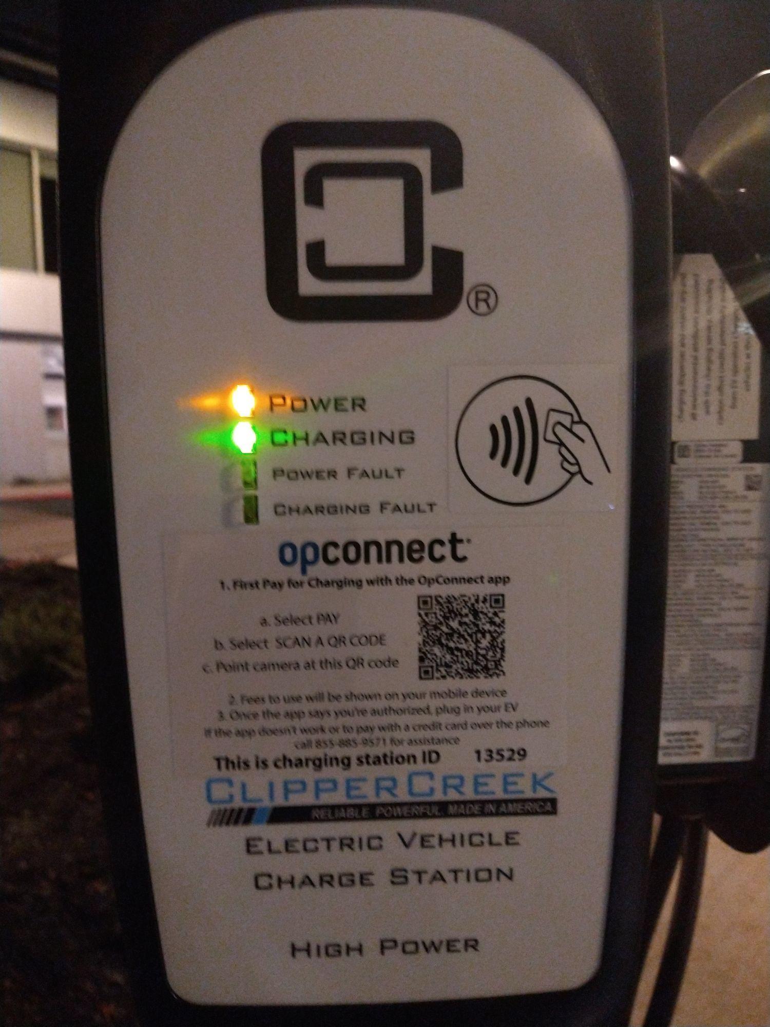 DHS | Portland, OR | EV Station
