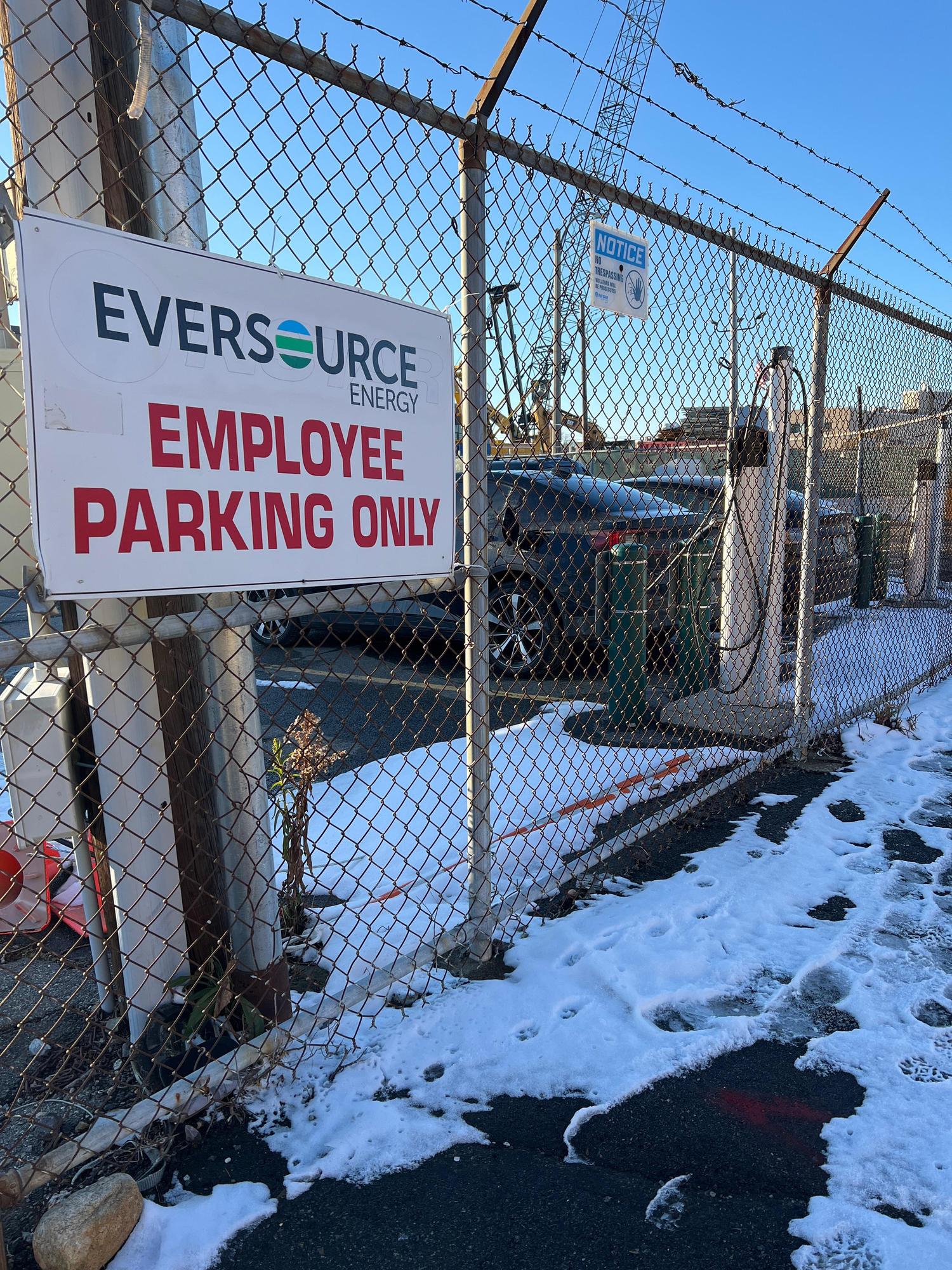 Eversource Somerville | Somerville, MA | EV Station