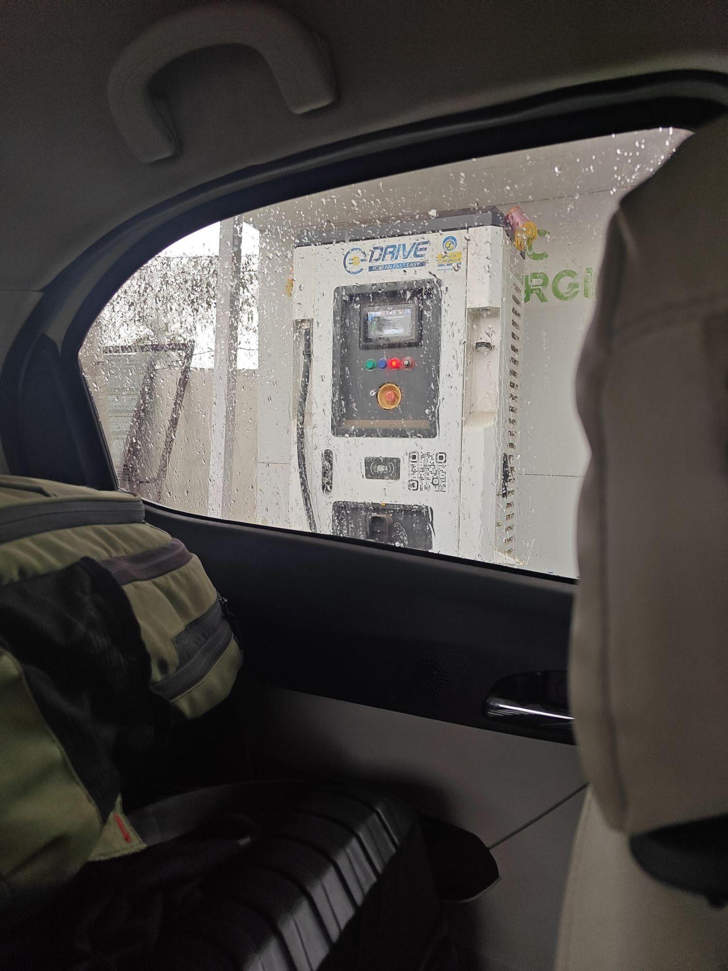 BPCL Khodshi Highway Service | Umbraj, MH | EV Station