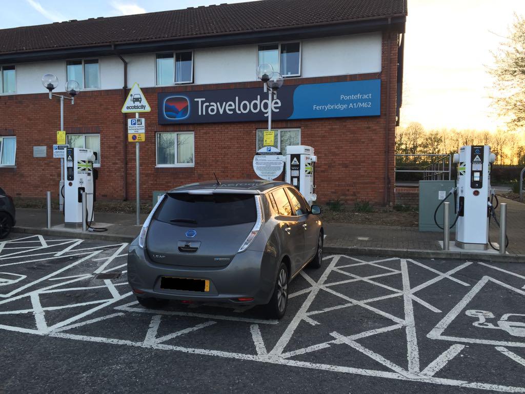 Moto Ferrybridge (1) | Moto Services, M62 Motorway Jct 33 / A1(M ...