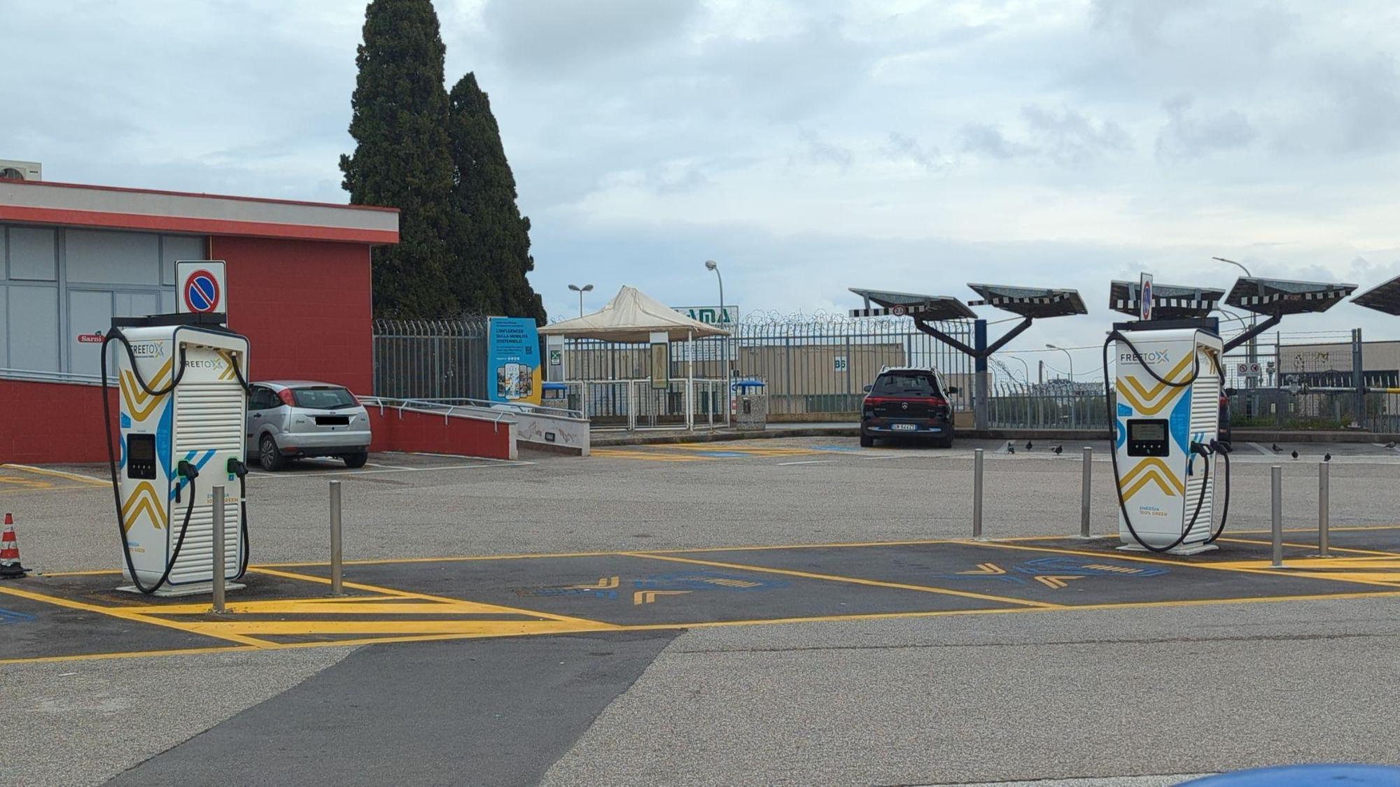 Sarni Murge Est | A14 - Autostrada Adriatica, Modugno, 70026, Italy ...