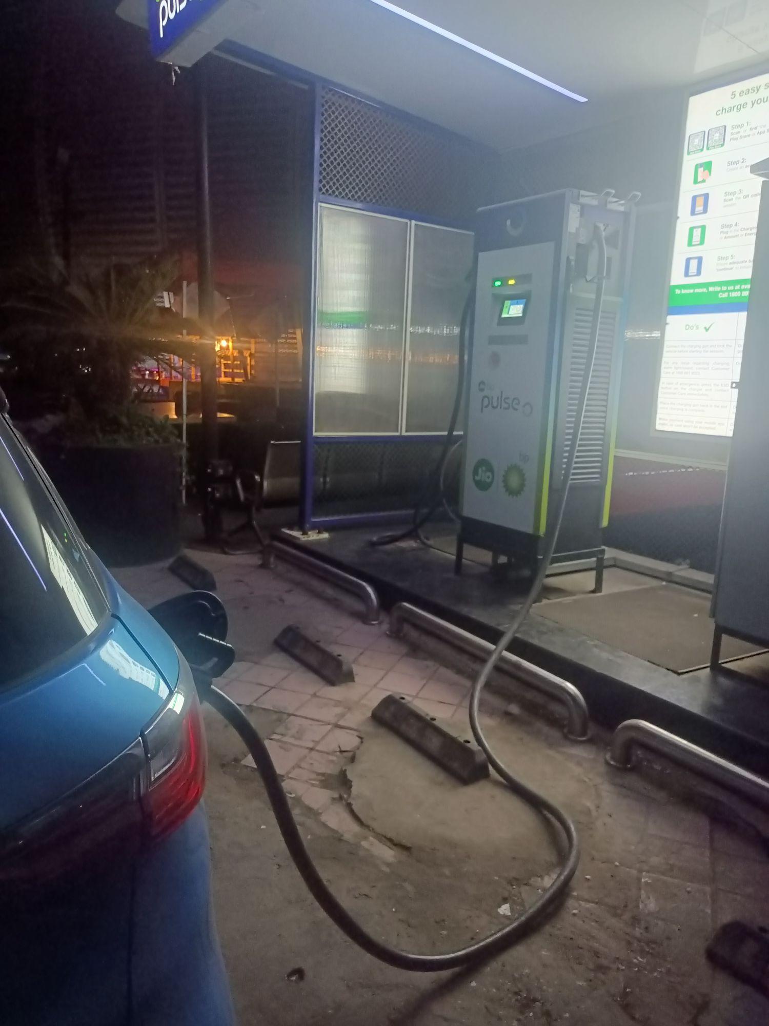 The Agora mall, SP Ring Road | Ahmedabad, GJ | EV Station