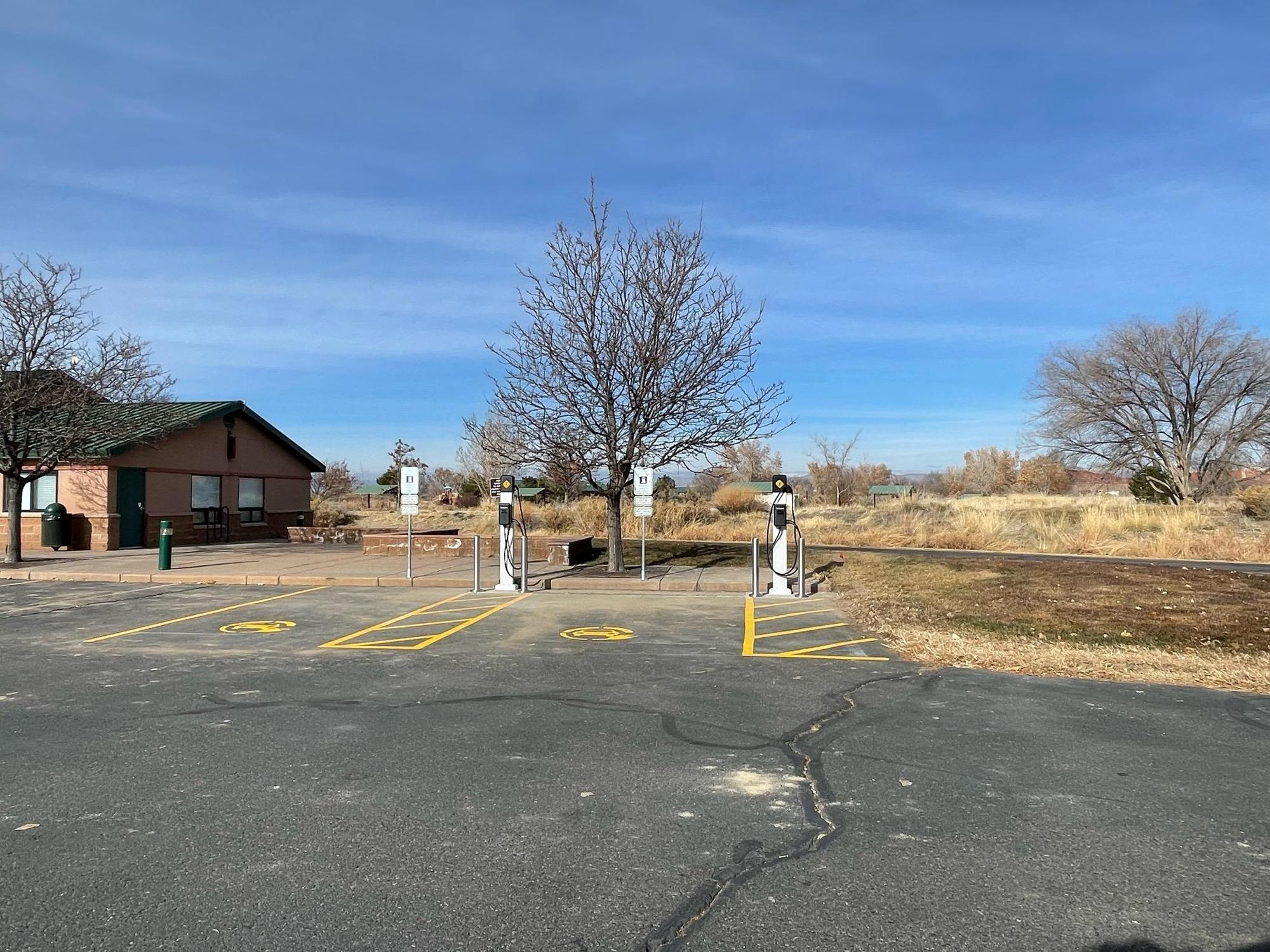 James M Robb - Colorado River State park | Fruita, CO | EV Station