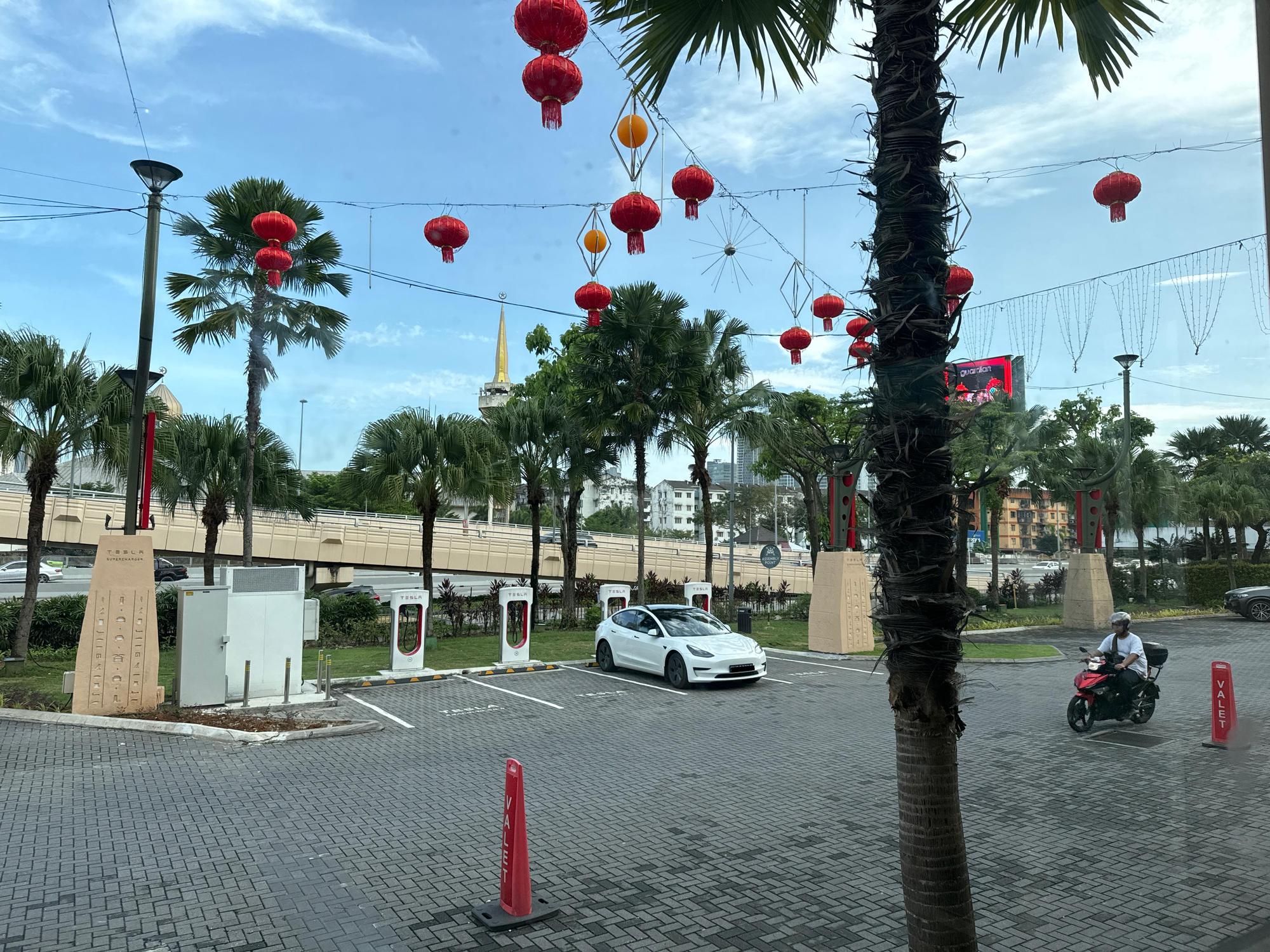 Sunway Pyramid | Subang Jaya, Selangor | EV Station