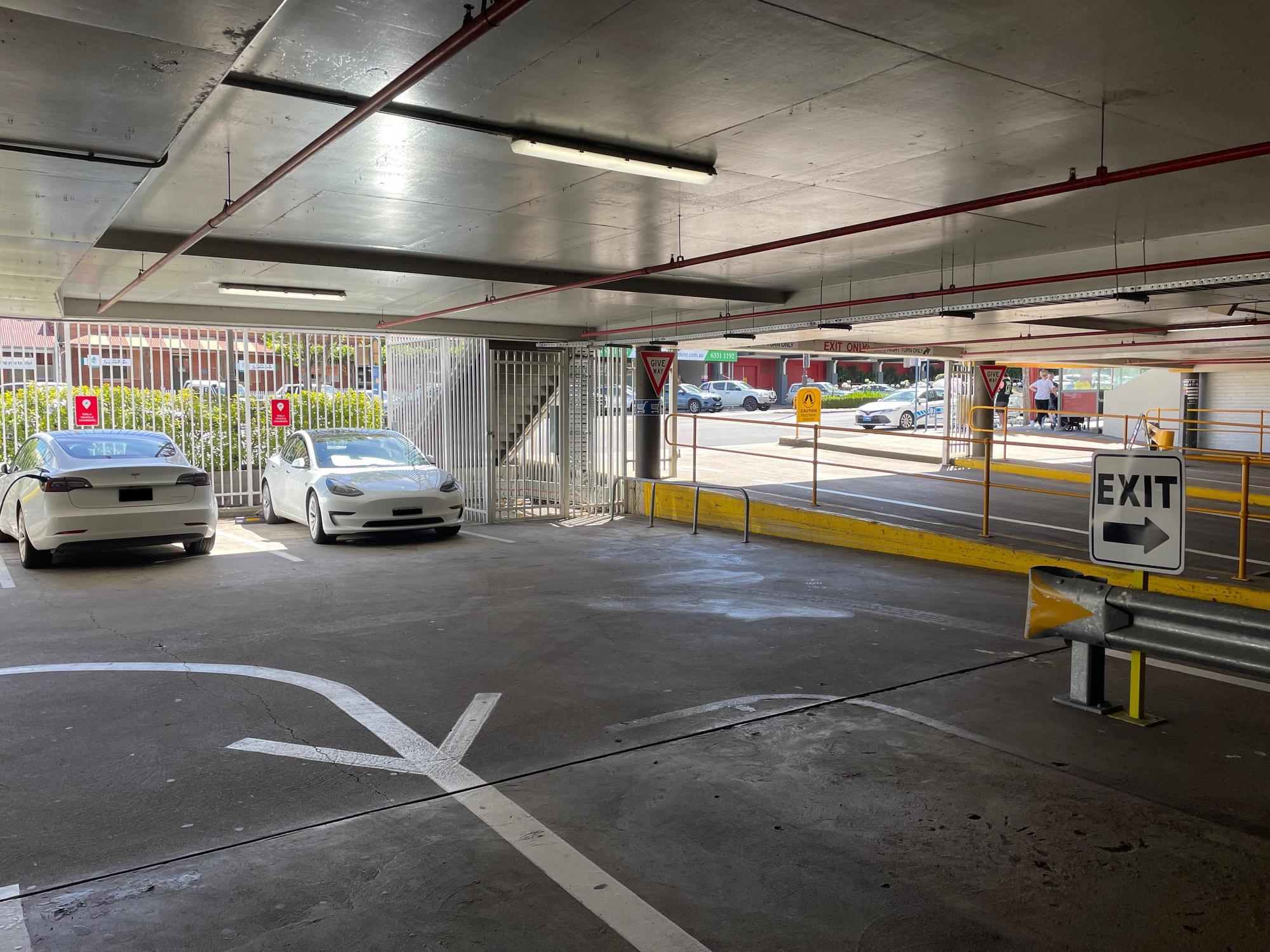 Armada Bathurst Shopping Centre | Bathurst, NSW | EV Station
