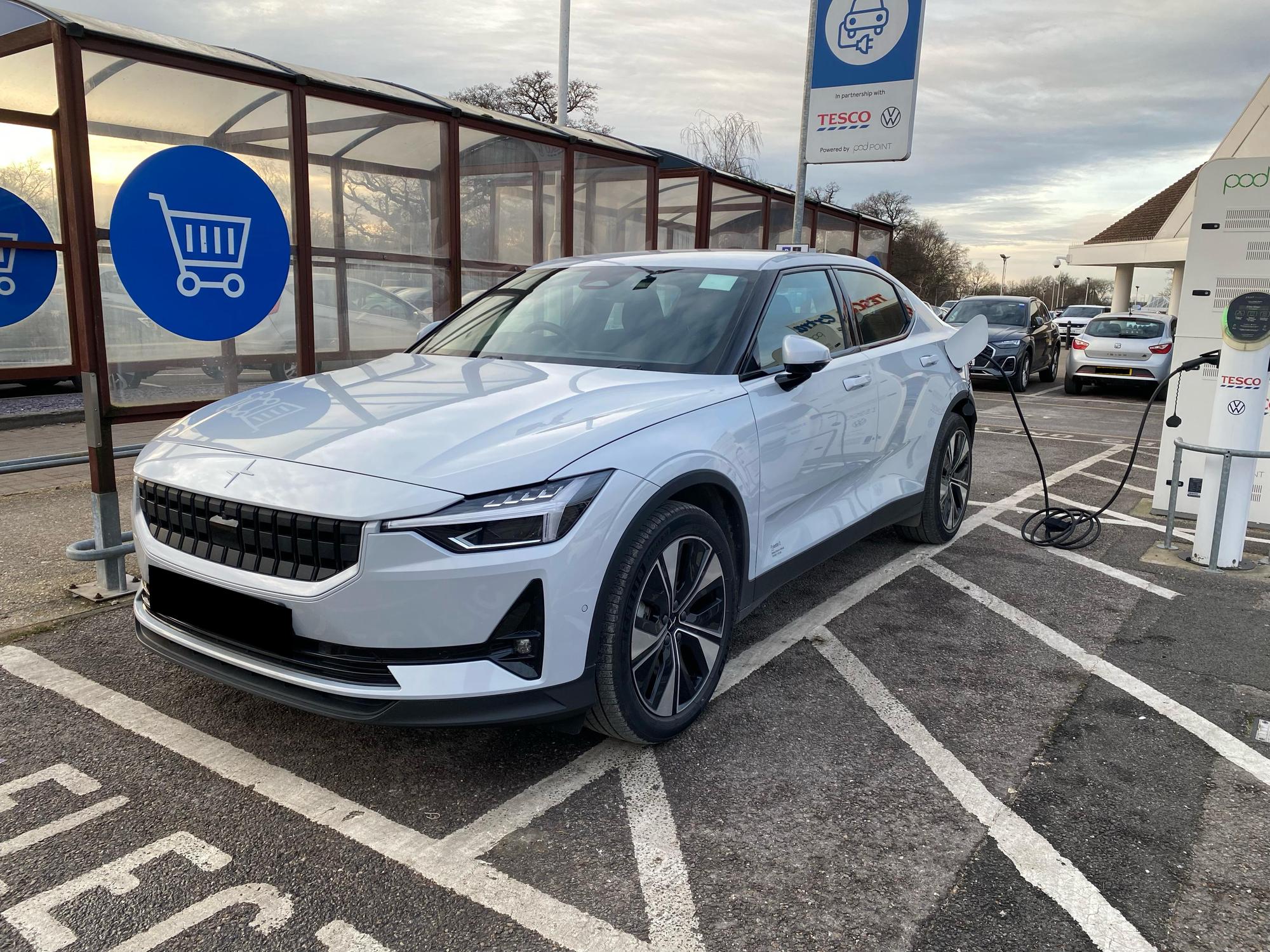 Tesco Extra Sandhurst | College Town, England | EV Station