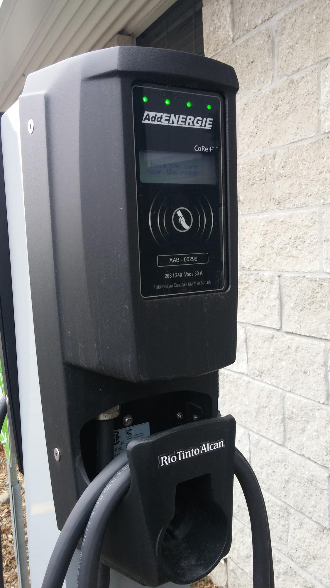 Dana TM4 | Boucherville, QC | EV Station