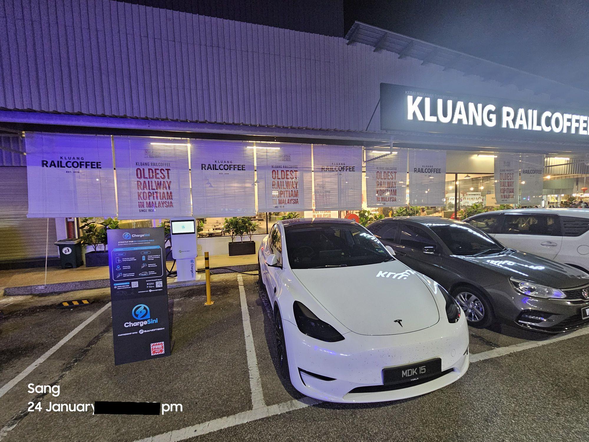 Target Supermarket Yong Peng 大吉超市永平 (47kW DC) | Yong Peng, Johor Darul ...