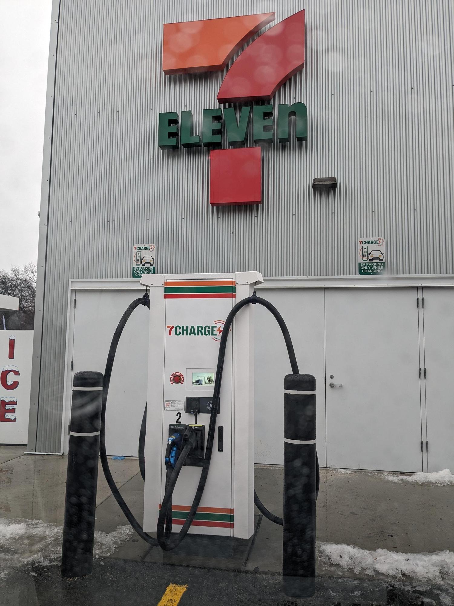 7-Eleven Chicago | Chicago, IL | EV Station