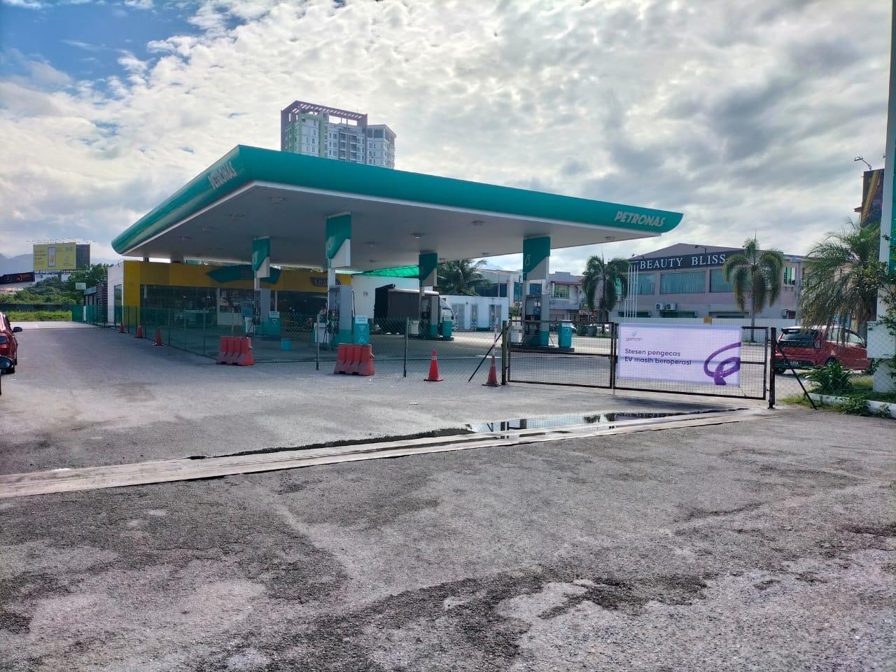 Petronas Jalan Sultan Azlan Shah Ipoh | Ipoh, Perak | EV Station