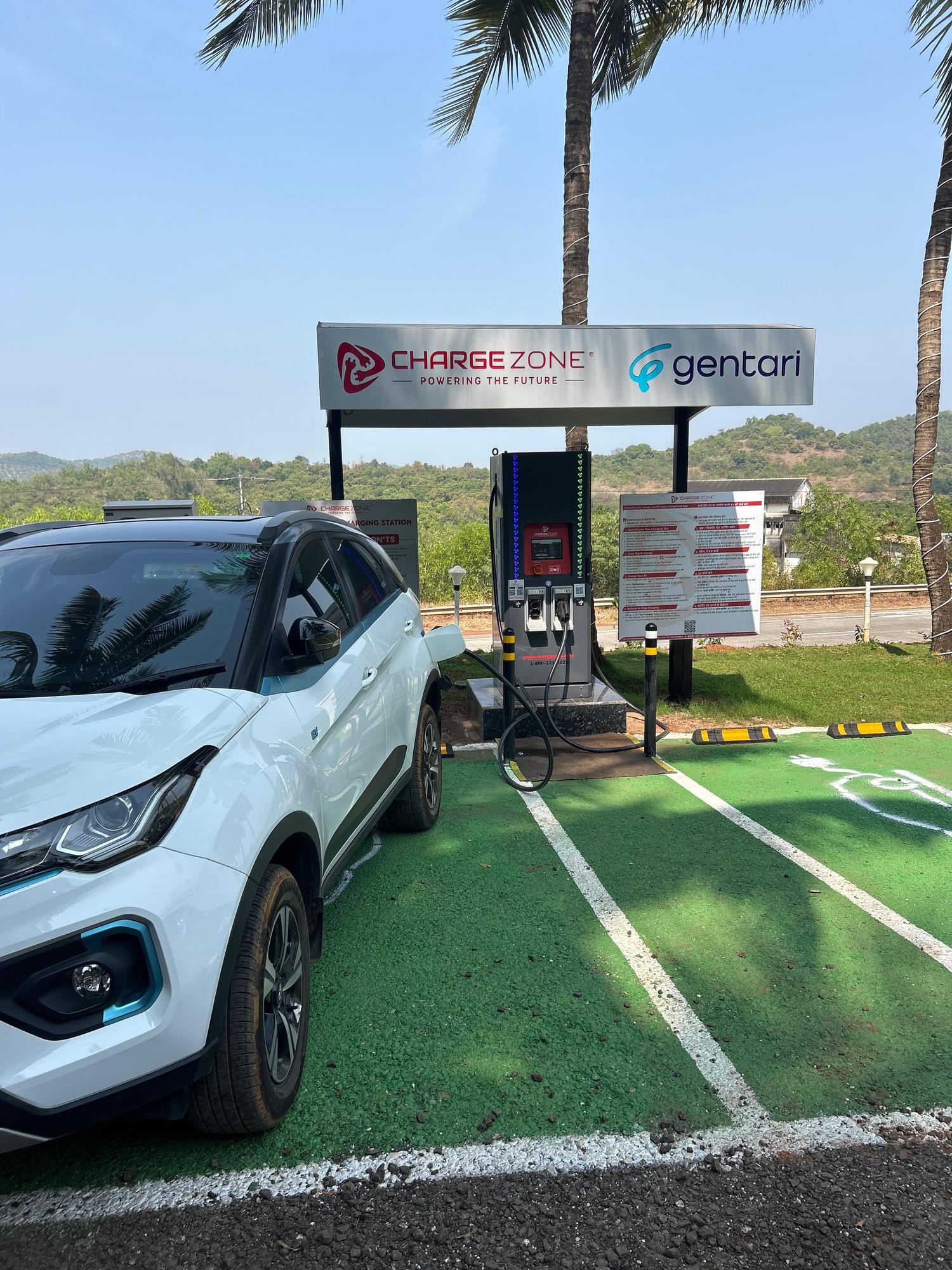 Hotel Gurumauli | Kodavali, MH | EV Station