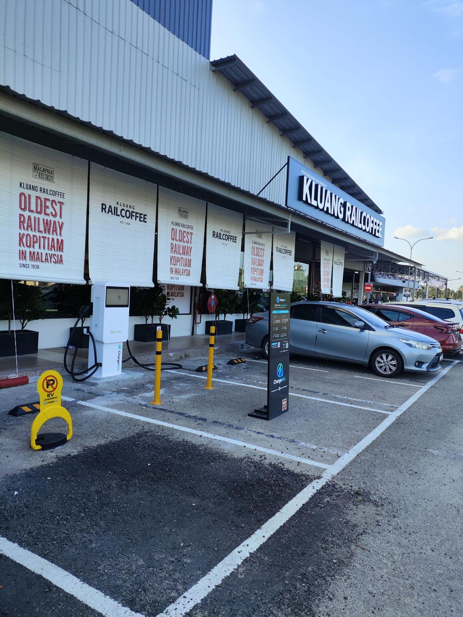 Target Supermarket Yong Peng 大吉超市永平 | Yong Peng, Johor Darul Ta'zim ...