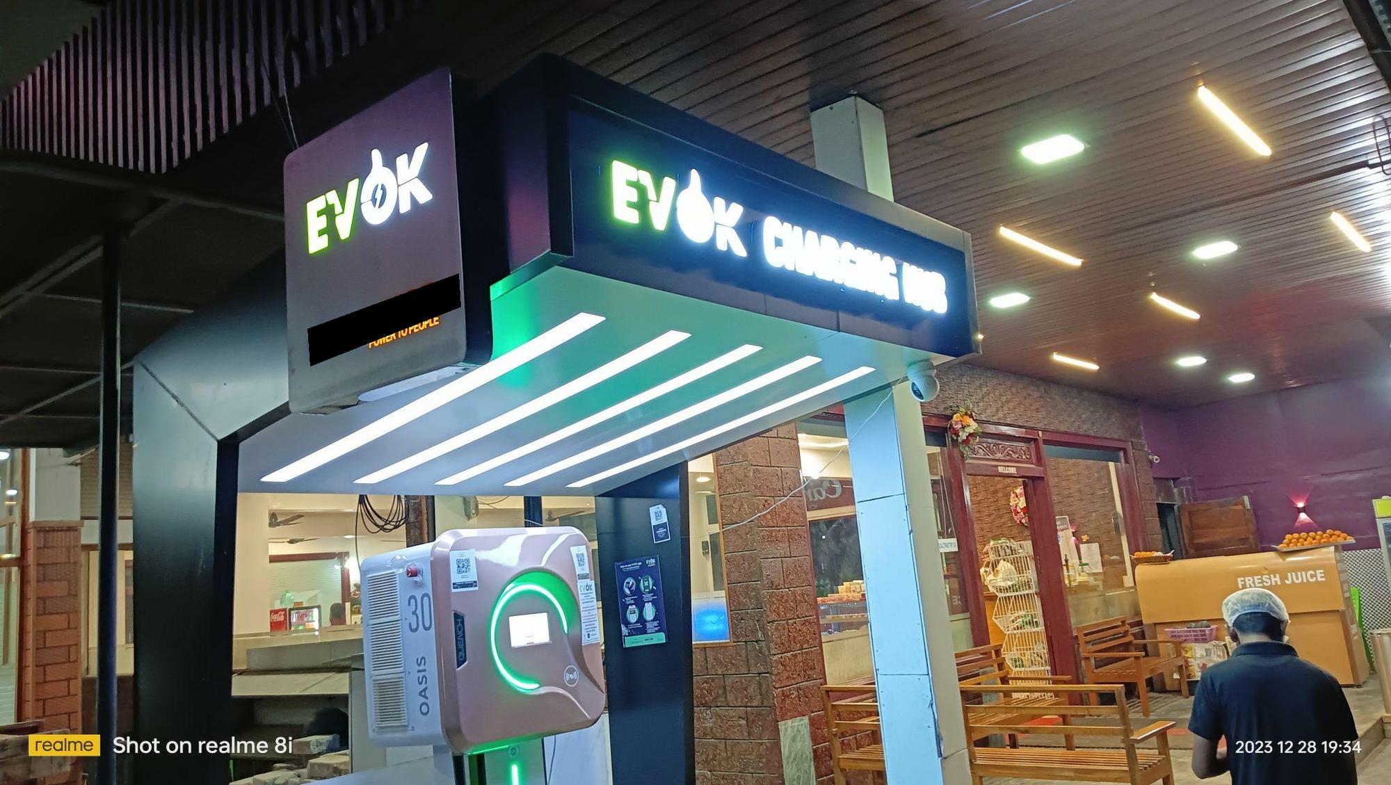 EVOK Charging Hub Bahwan Regency Engandiyoor - 30kW | Engandiyoor, KL | EV Station
