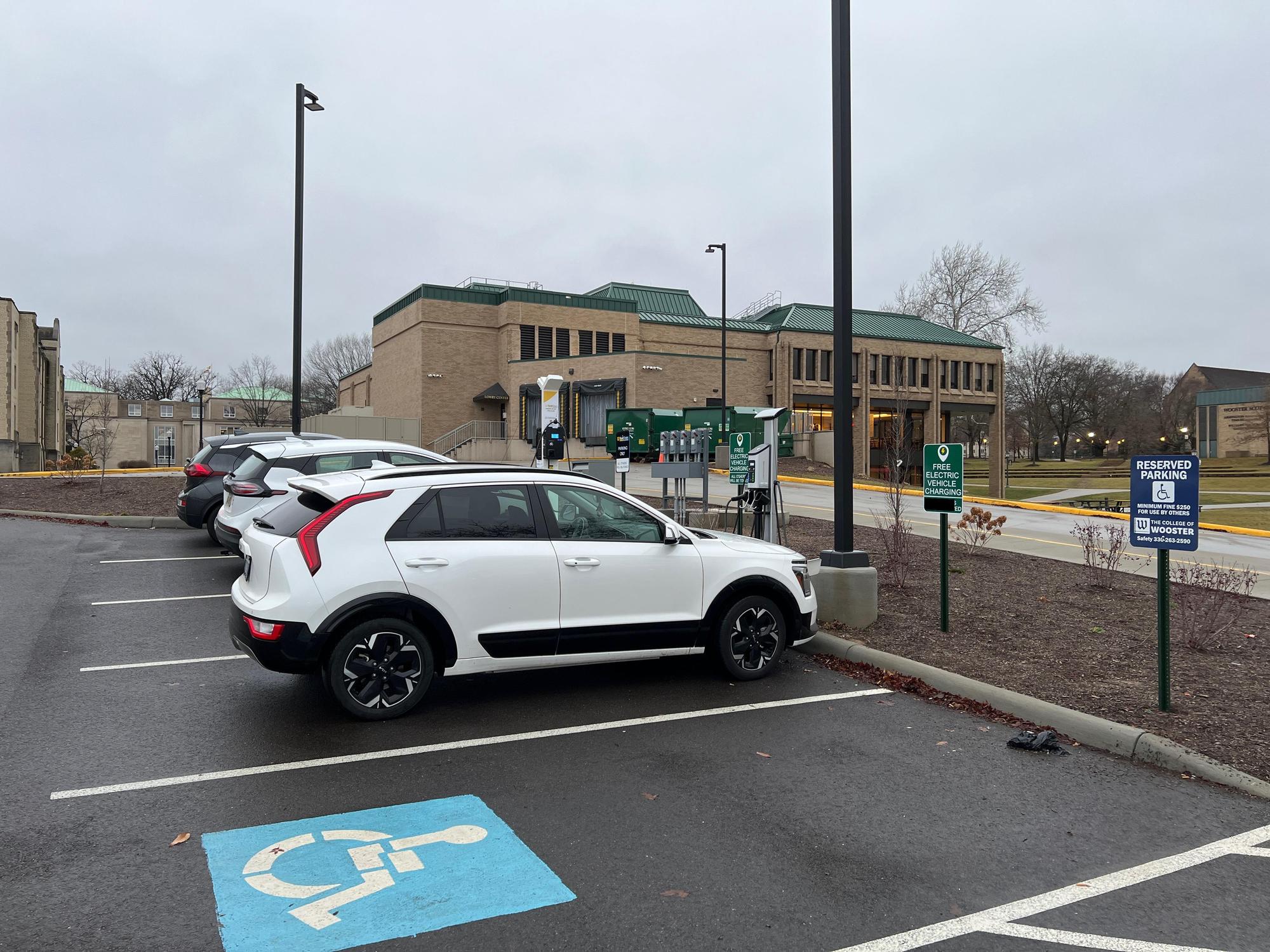 The College of Wooster - Lowry Student Center | Wooster, OH | EV Station