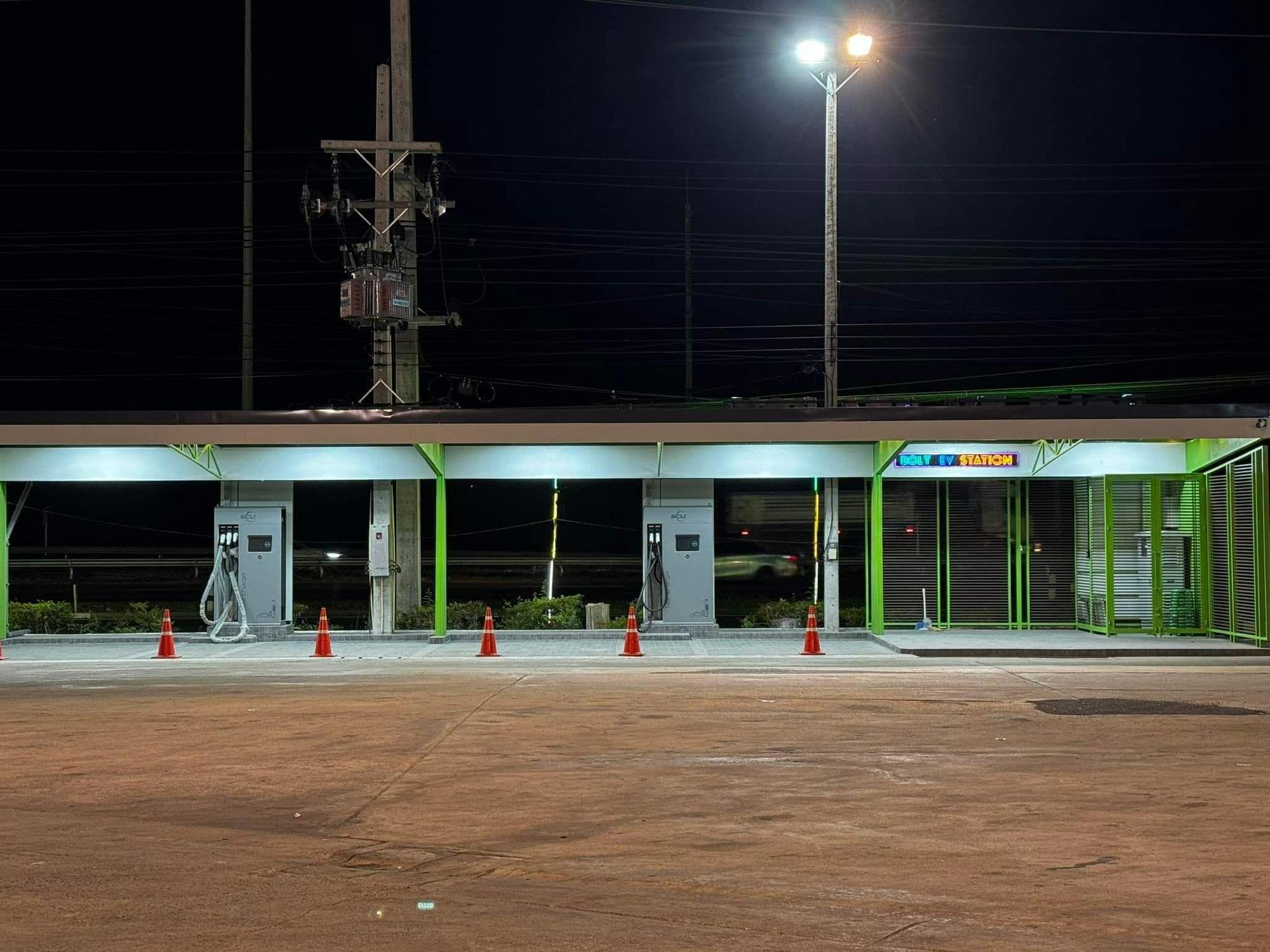 เค้กบ้านสวน 2 ขาออกวังน้อย | Sananp Thuep, จ.พระนครศรีอยุธยา | EV Station