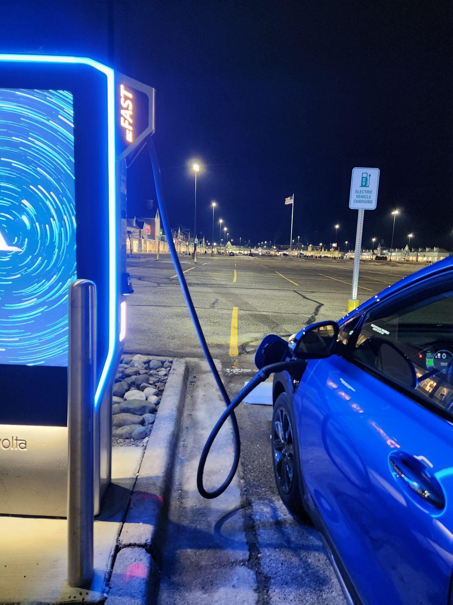 Tanger Outlets Howell - Under Armour | Howell, MI | EV Station