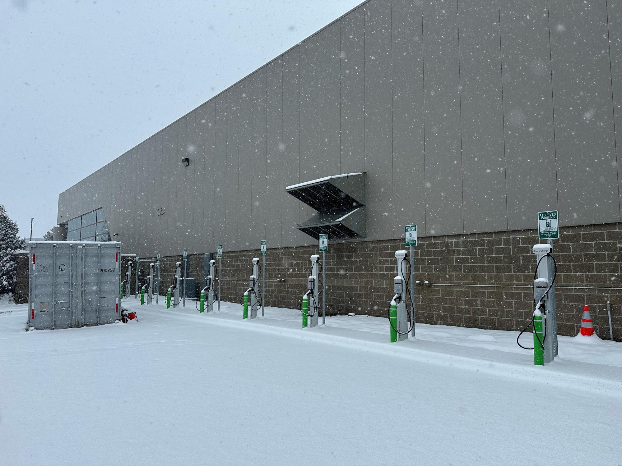 Samsung SDI America (2) | Auburn Hills, MI | EV Station