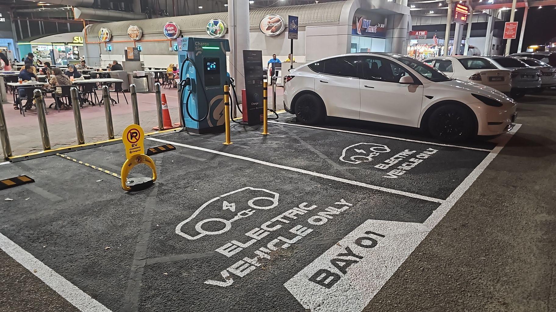 Target Supermarket Yong Peng 大吉超市永平 | Yong Peng, Johor Darul Ta'zim ...