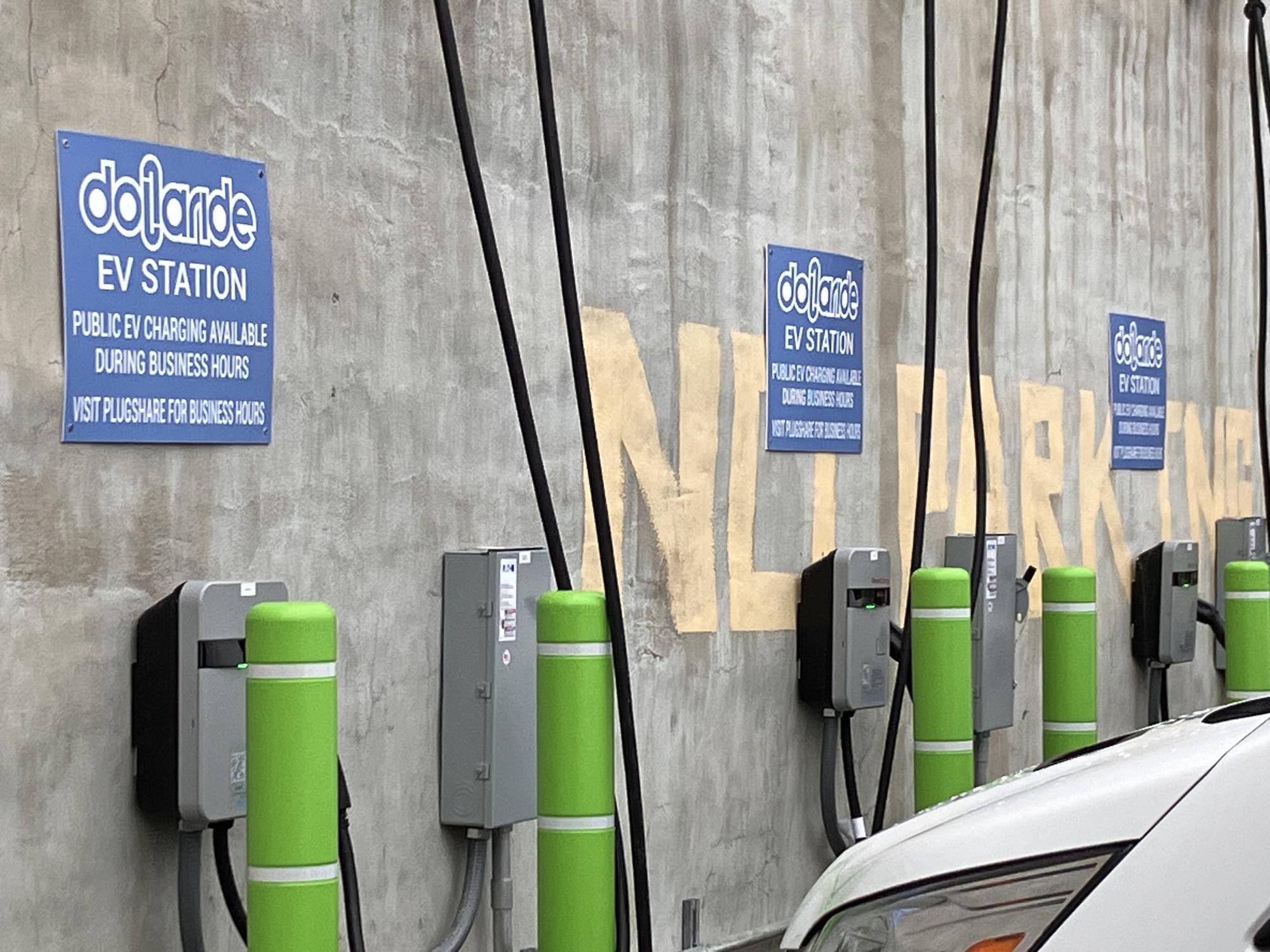 New Life Cathedral | 110 Junius St, Brooklyn, NY 11212, USA | EV Station