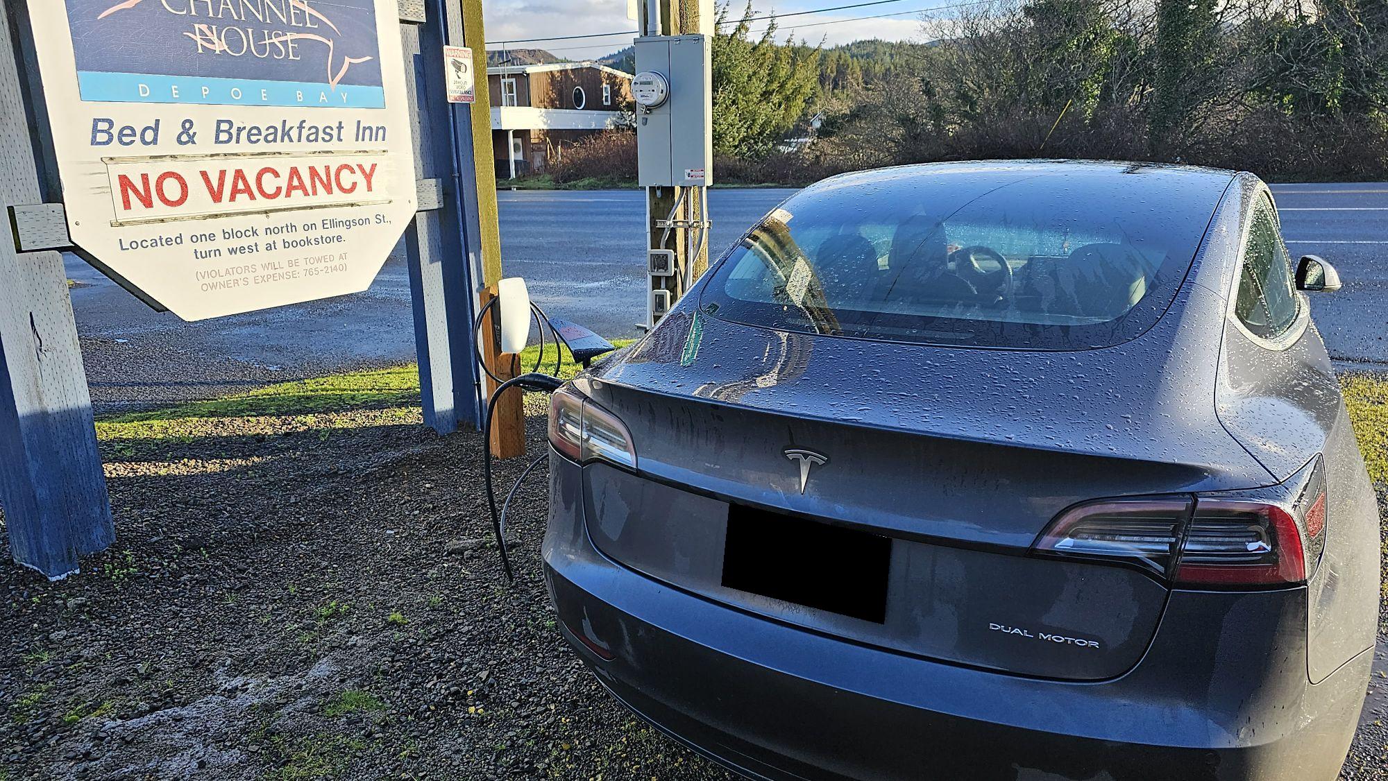 Channel House | Depoe Bay, OR | EV Station