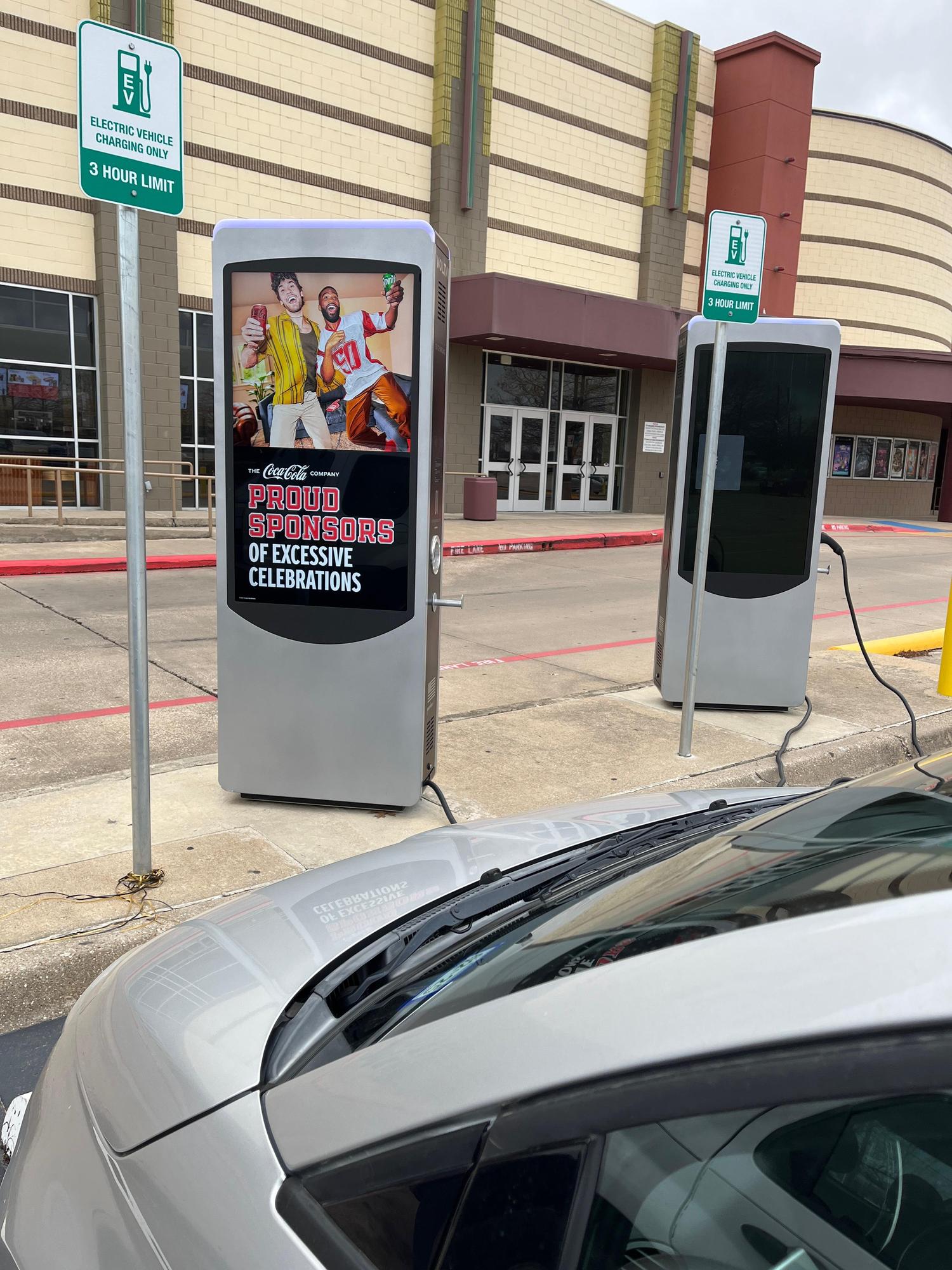 Cinemark 17 IMAX | Dallas, TX | EV Station