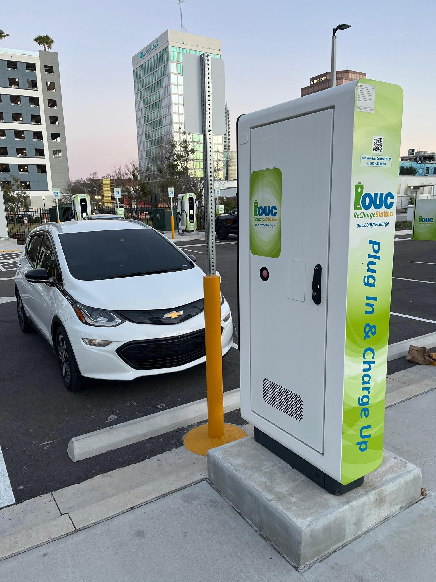 OUC Robinson ReCharge EV Hub | Orlando, FL | EV Station