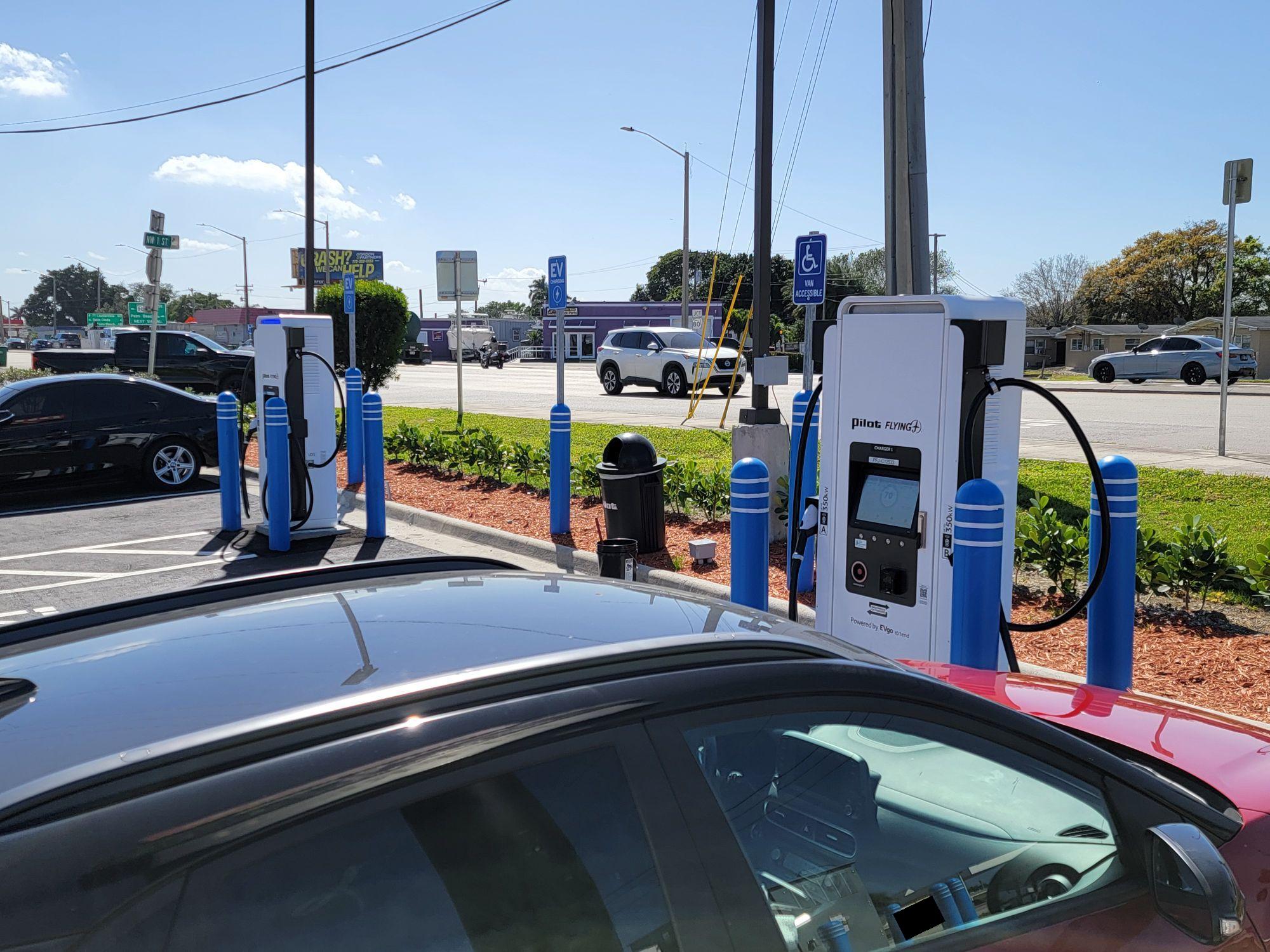 Pilot Travel Center | South Bay, FL | EV Station