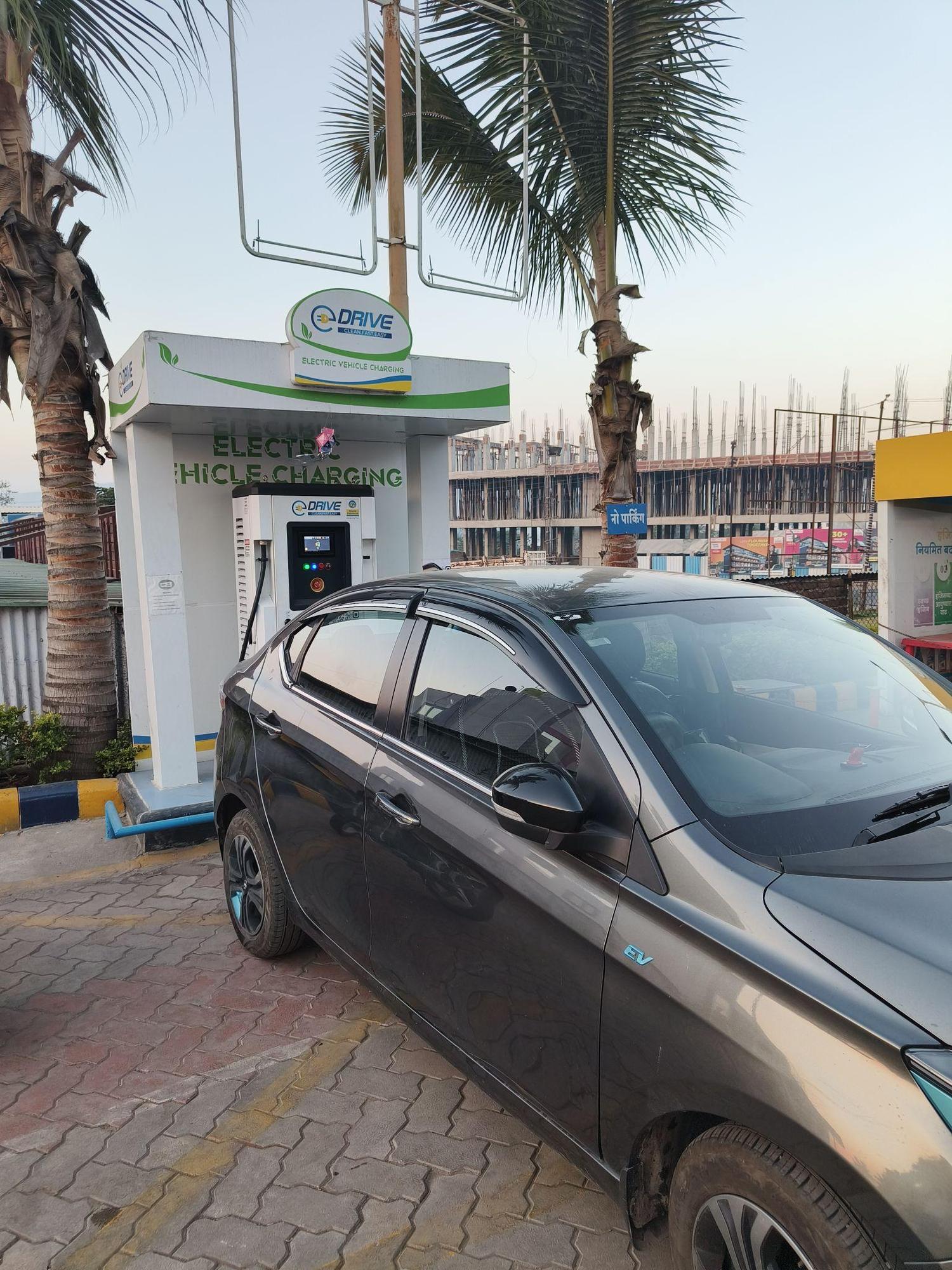 Bharat Petroleum, Petrol Pump -Nana Dhumal Petroleum नाना धुमाळ पेट्रोलियम | Saswad, MH | EV Station