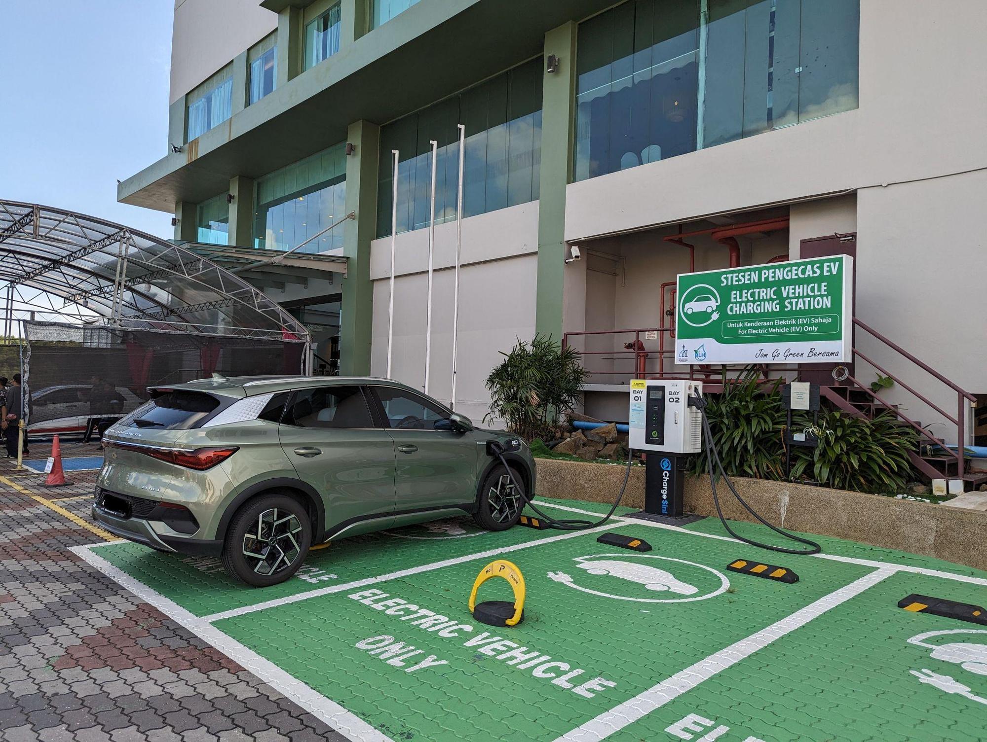 Mega View Hotel | Kuantan, Pahang | EV Station