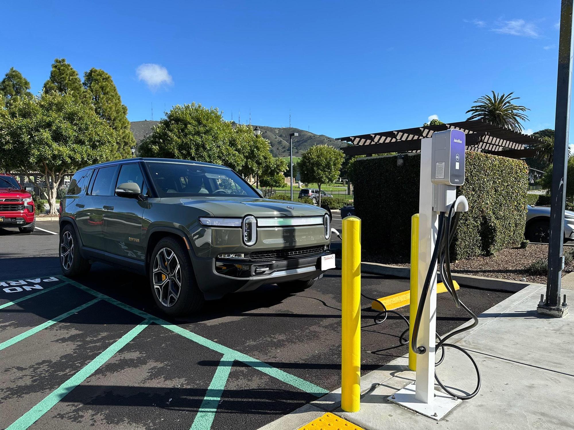 Colma Community Center | Colma, CA | EV Station